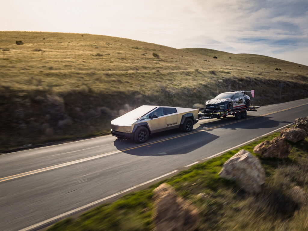 Tesla Cybertruck Tows Model S To The Track, Then Laps It In Baja Mode ...