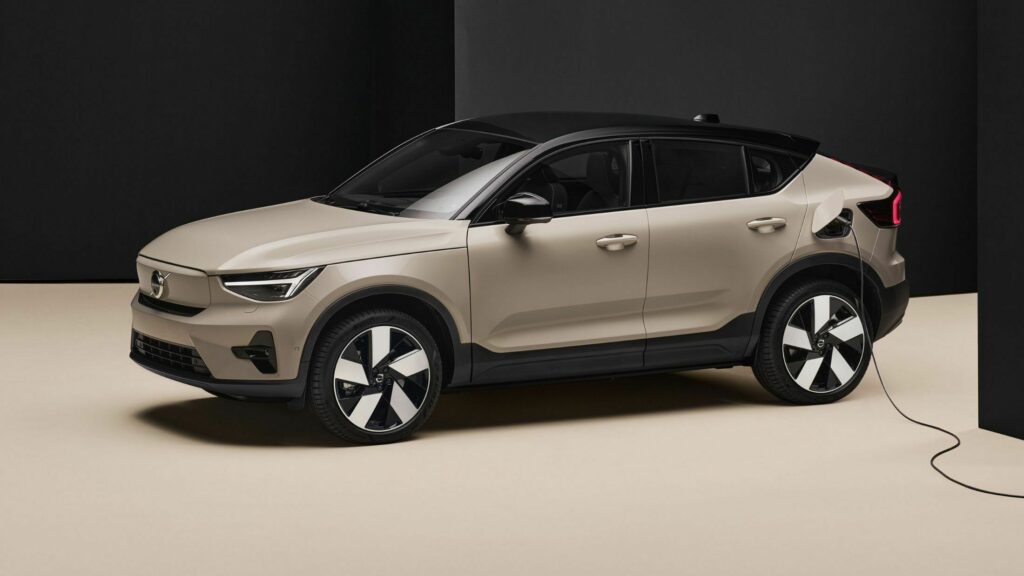 Volvo’s Electric SUVs Reborn As EX40 & EC40 As It Ditches ‘Recharge ...