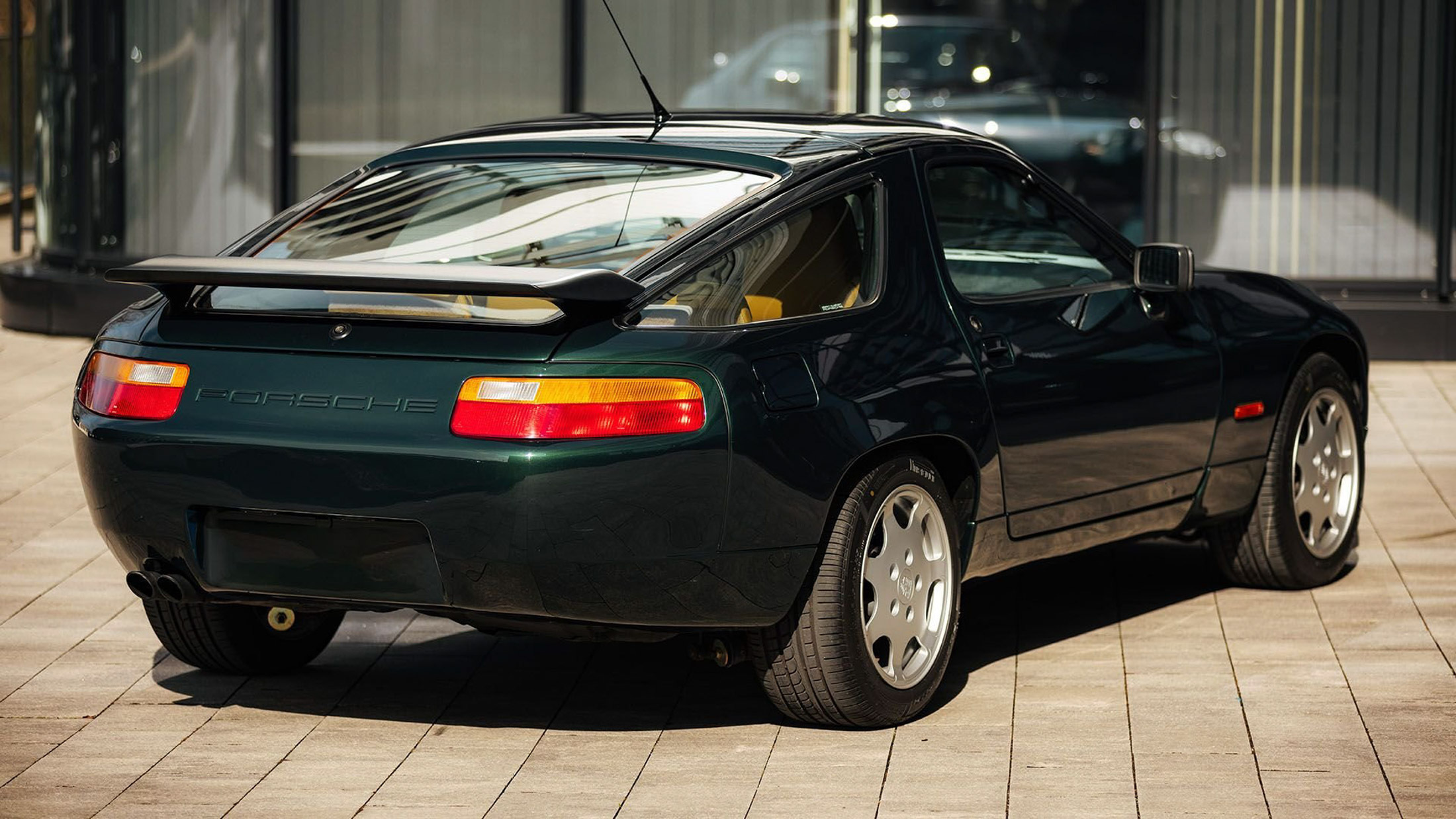 1 Of 19 Porsche 928 Club Sports Is A Lightweight Heavyweight | Carscoops
