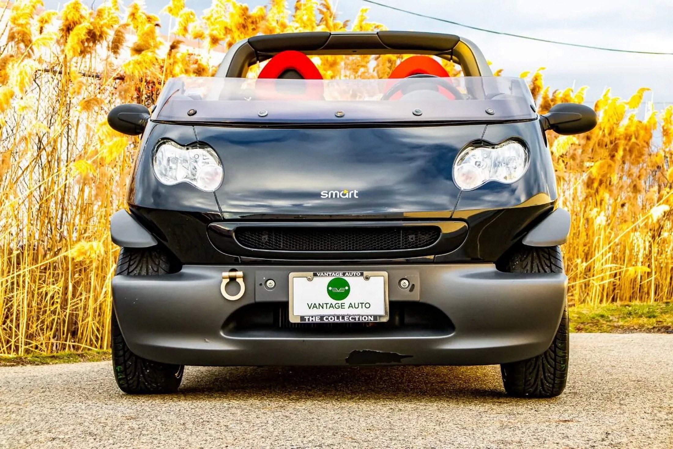 Tiny Smart Crossblade Will Burn A Gigantic $58k Hole In Your Pocket ...