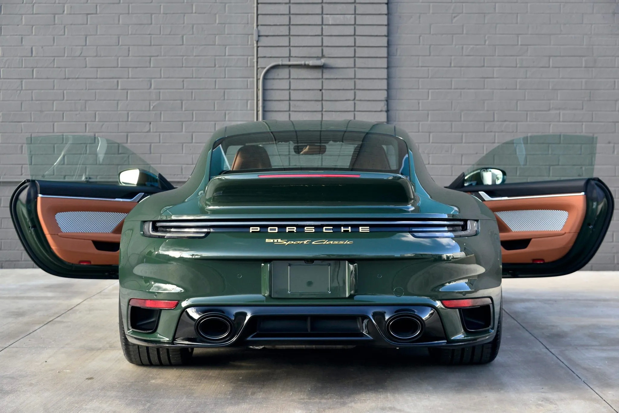 You Can Buy One Of The Most Exclusive Porsches, A Sport Classic, With ...
