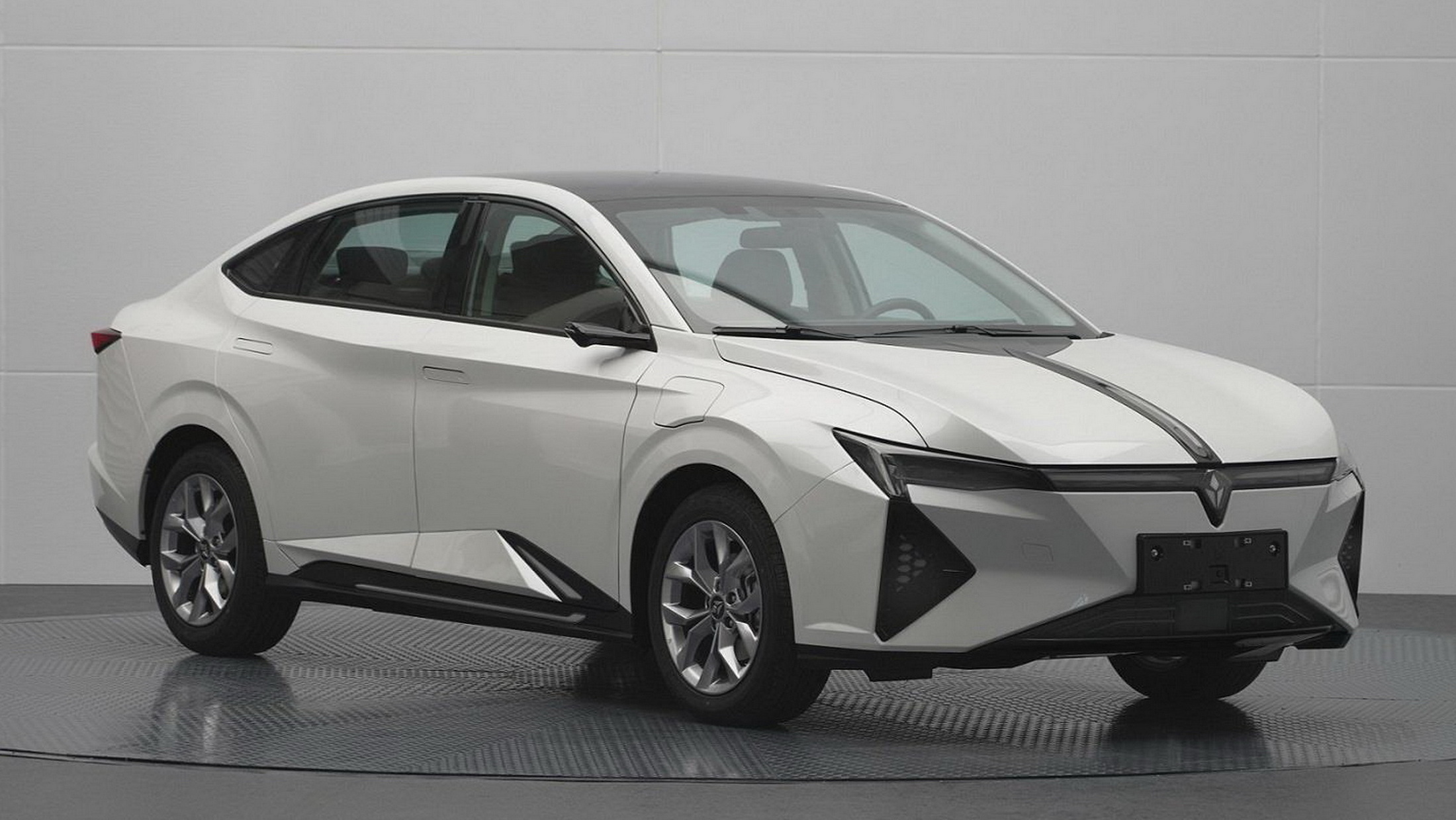 First EV From Honda’s Lingxi Brand Aims To Impress Young Chinese ...