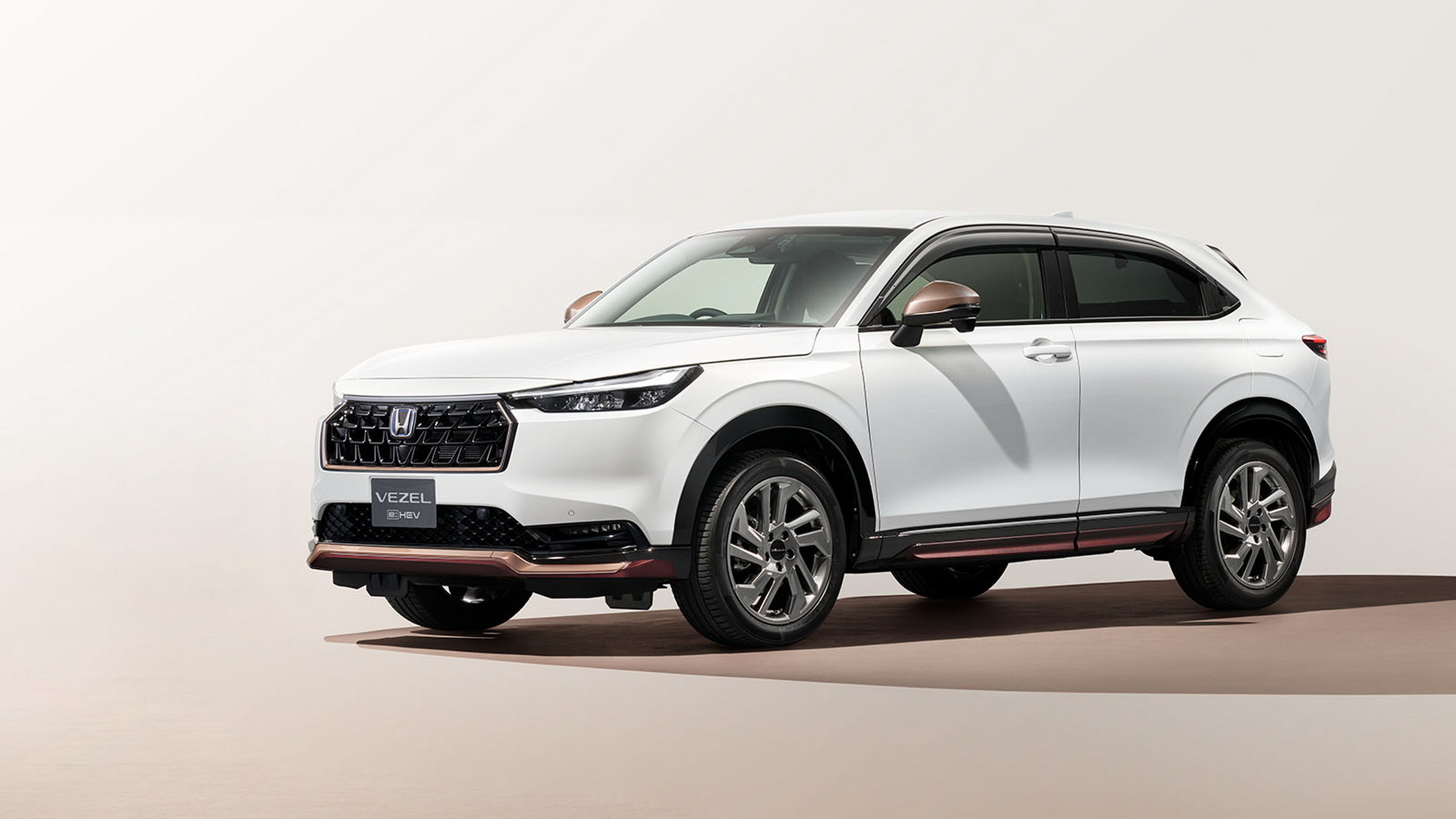 2025 Honda Vezel Debuts In Japan With Outdoorsy Hunt Package | Carscoops