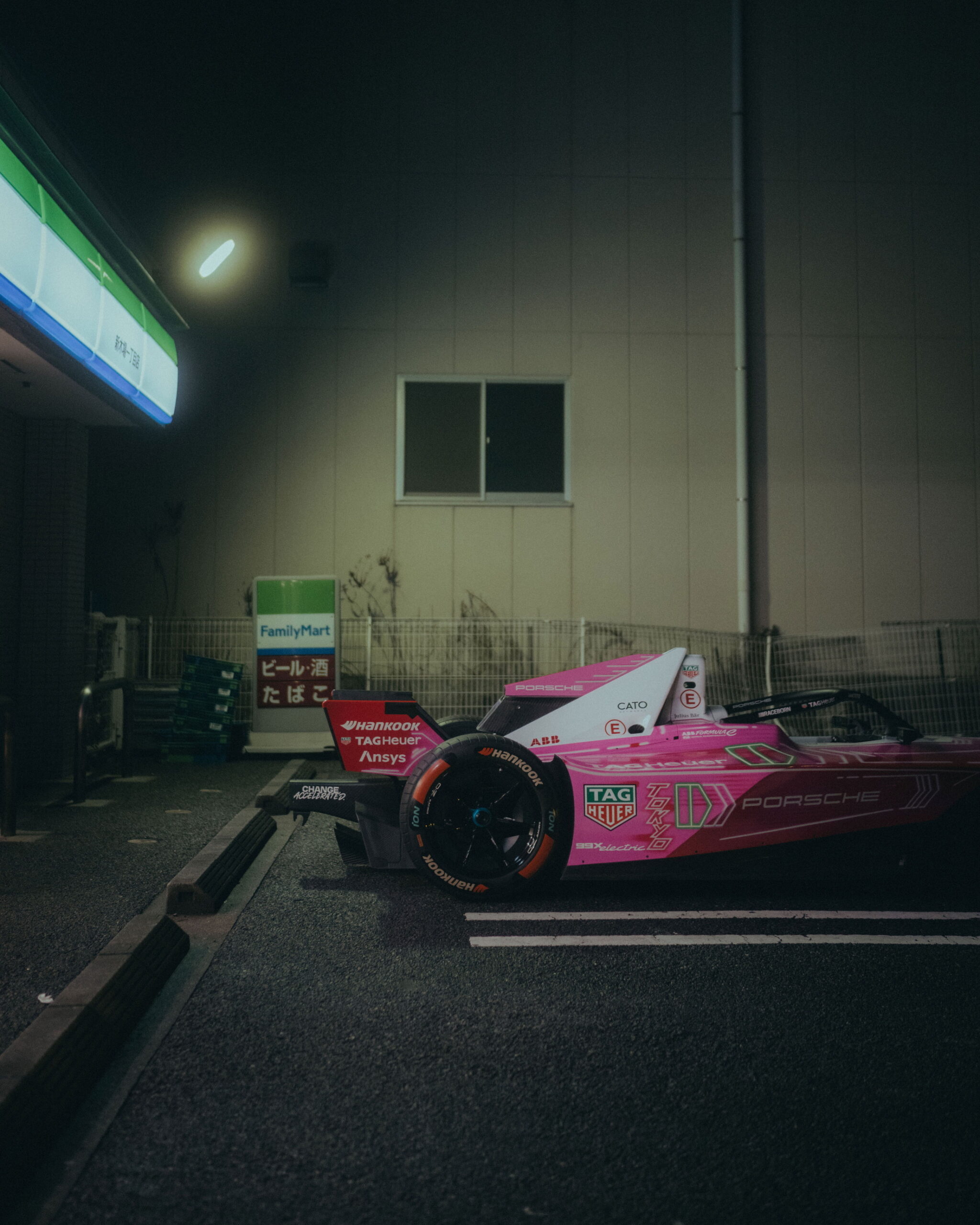 Porsche Celebrates Tokyo E-Prix With Neon Pink 99X Livery, Color ...