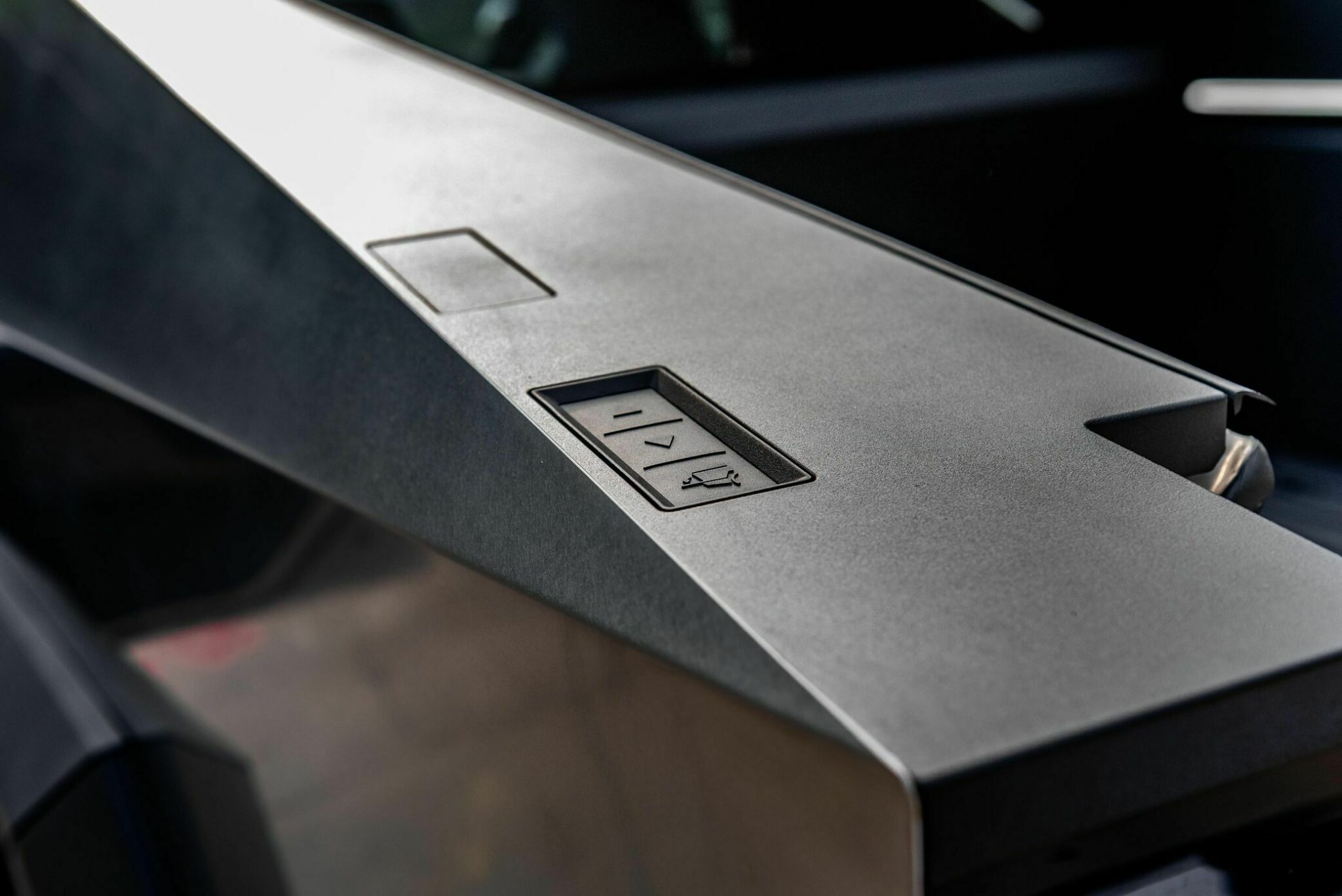 Cybertruck At Auction Is Allegedly Exempt From Tesla’s $50k Flipper ...