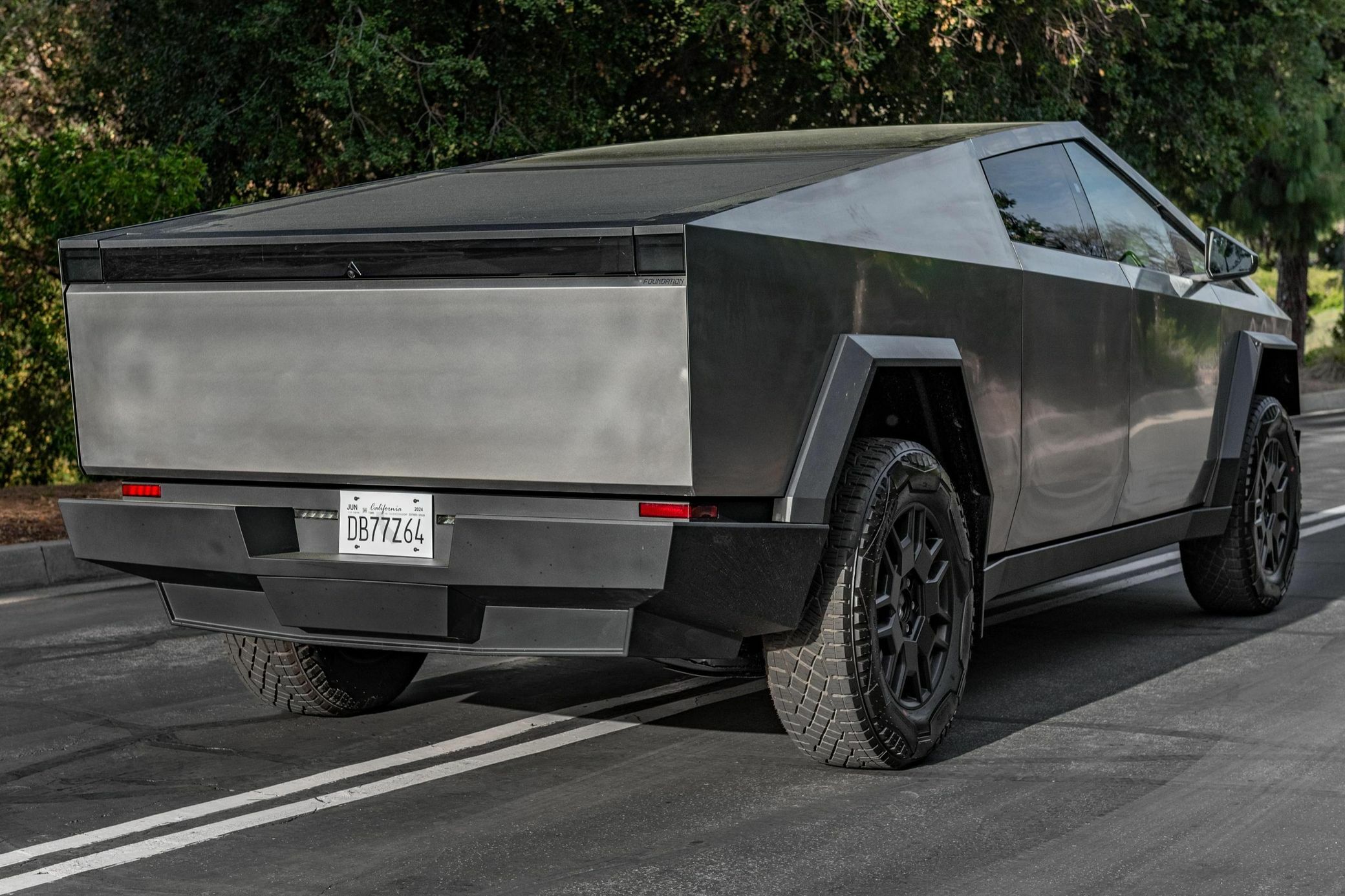 Cybertruck At Auction Is Allegedly Exempt From Tesla’s $50k Flipper ...
