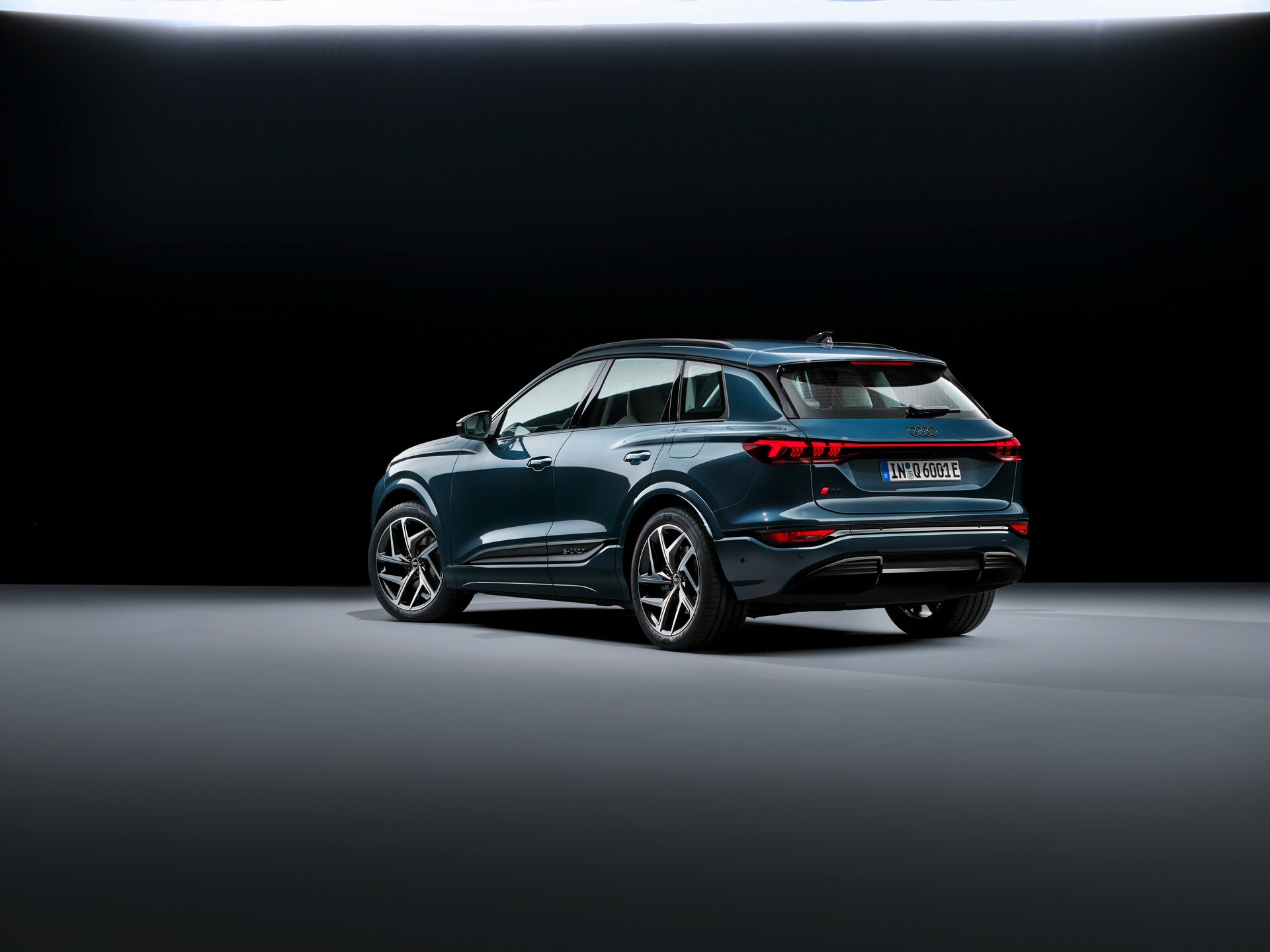 2025 Audi Q6 And SQ6 E-Tron Debut With Up To 510 HP And 388 Miles Of ...