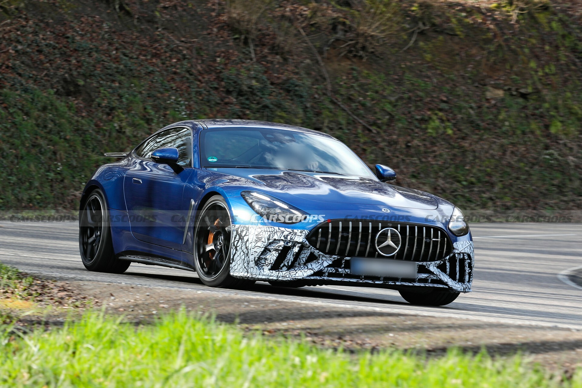 Scoop: Mercedes-AMG GT Could Spawn New Hardcore RWD Variant | Carscoops