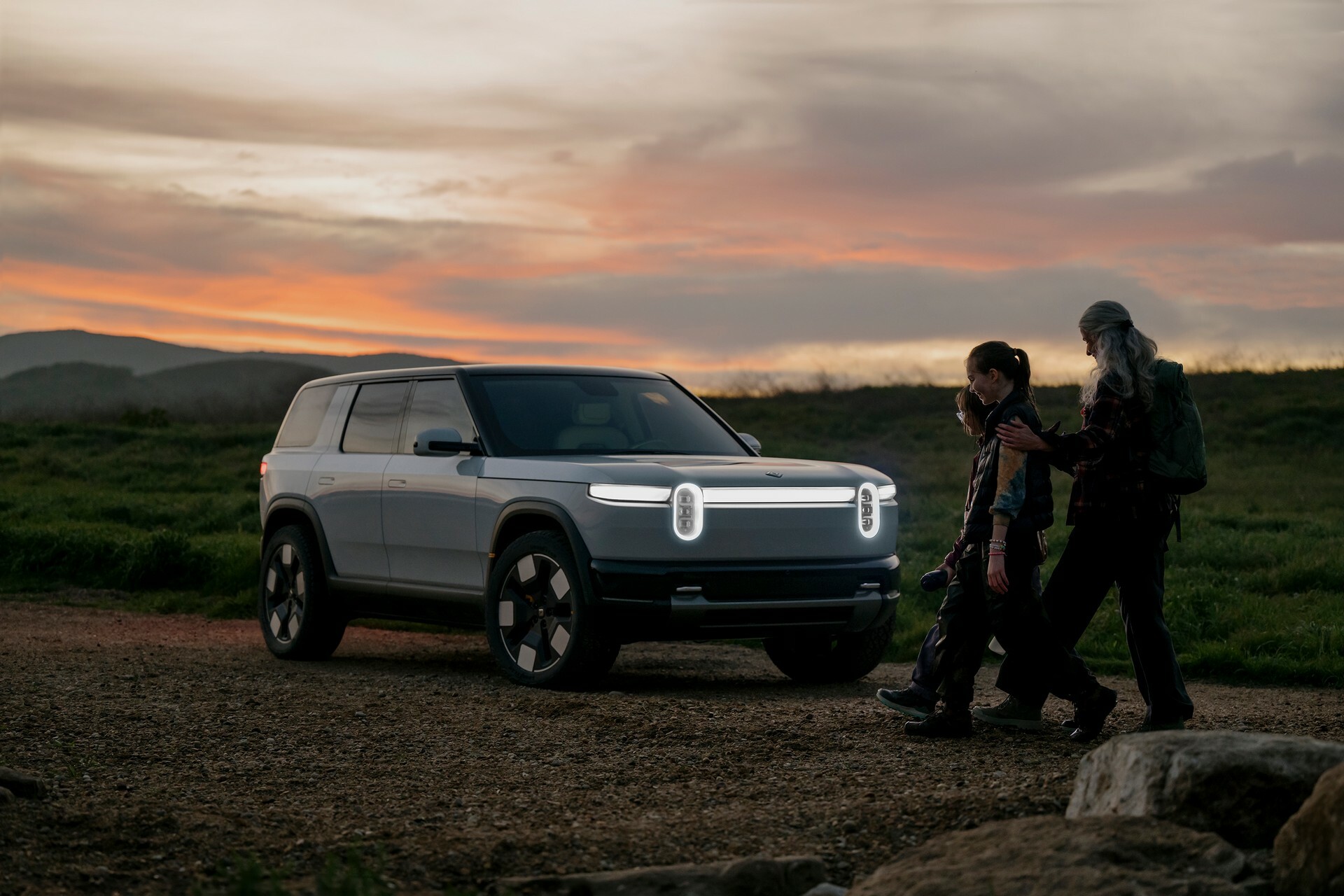 Rivian Scores $827 Million From Illinois To Build R2 SUV | Carscoops