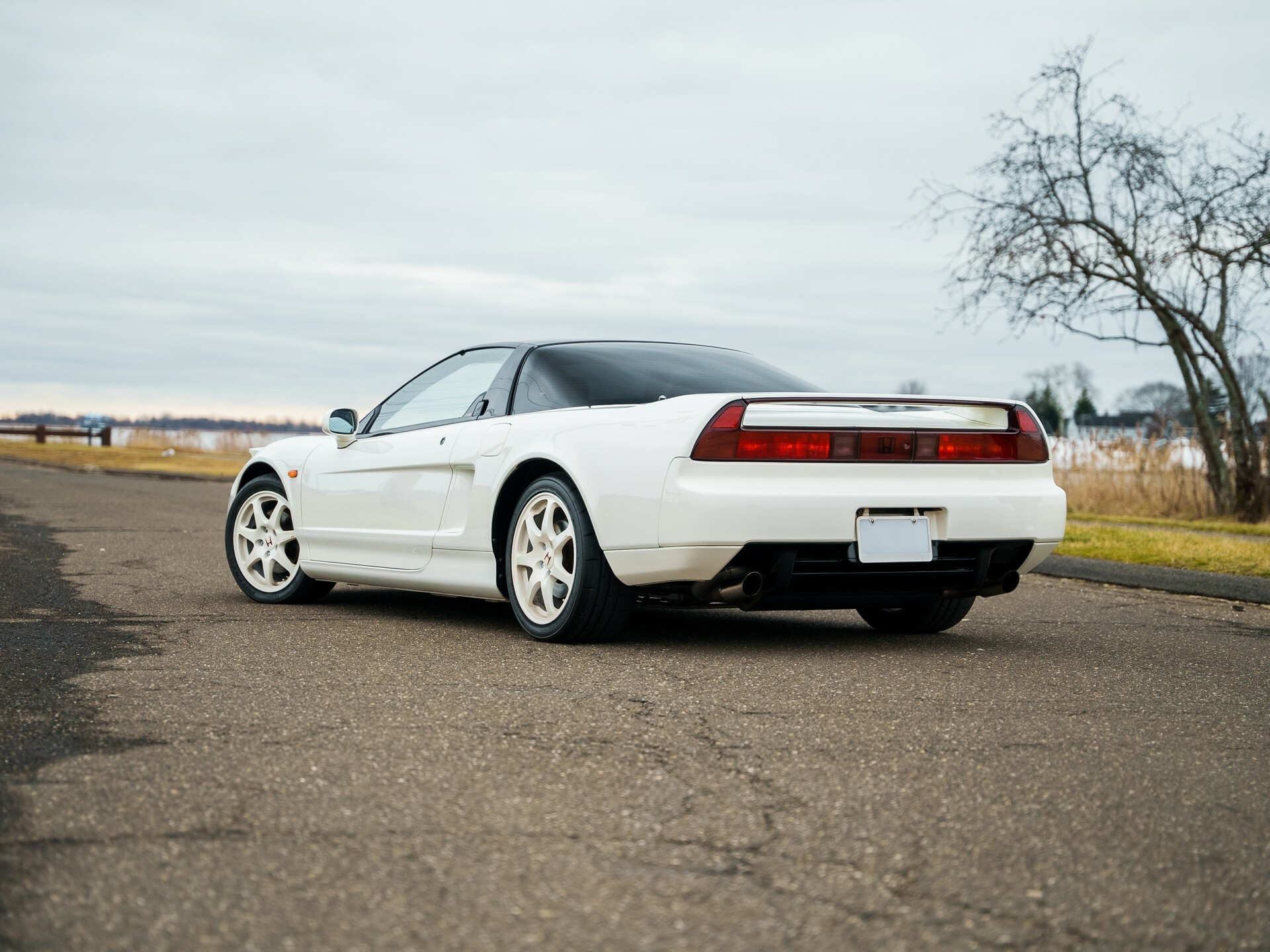 Is This Ultra-Rare 1996 Honda NSX-R Worth $450,000? We’re Not So Sure ...