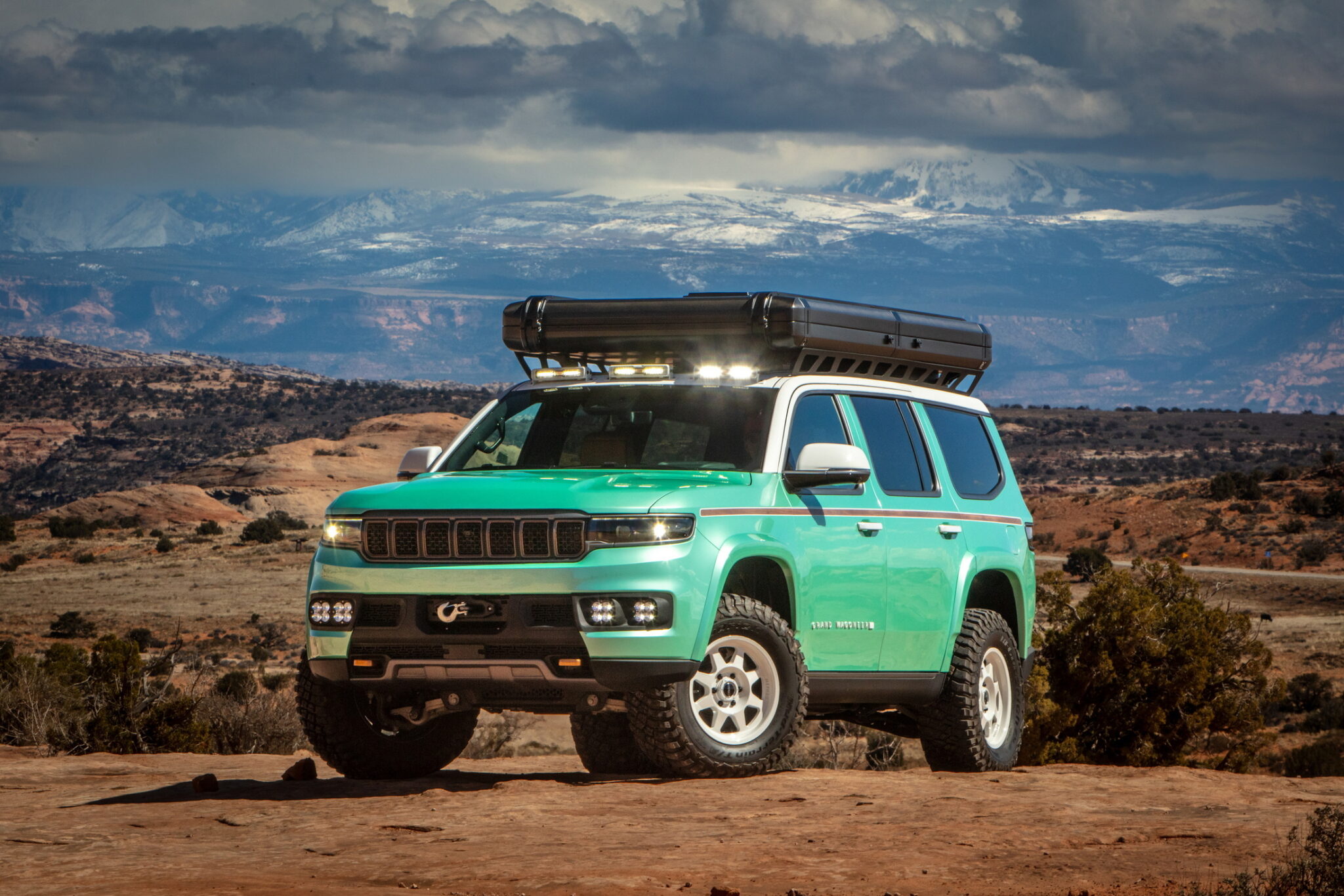 Jeep Brings 4 Concepts To Easter Safari Including Vacationeer Camper ...