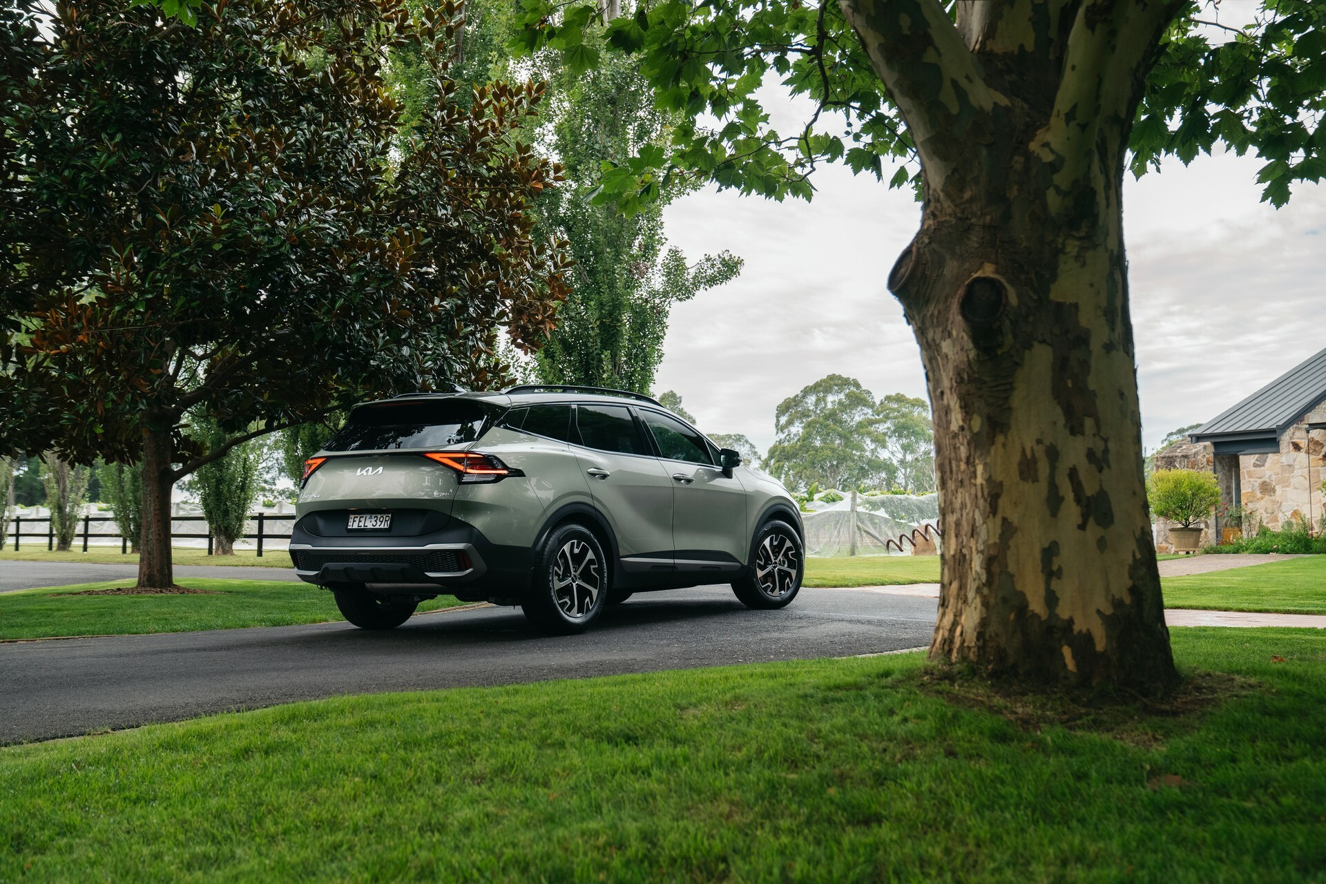 Kia Launches New Sportage HEV In Australia | Carscoops