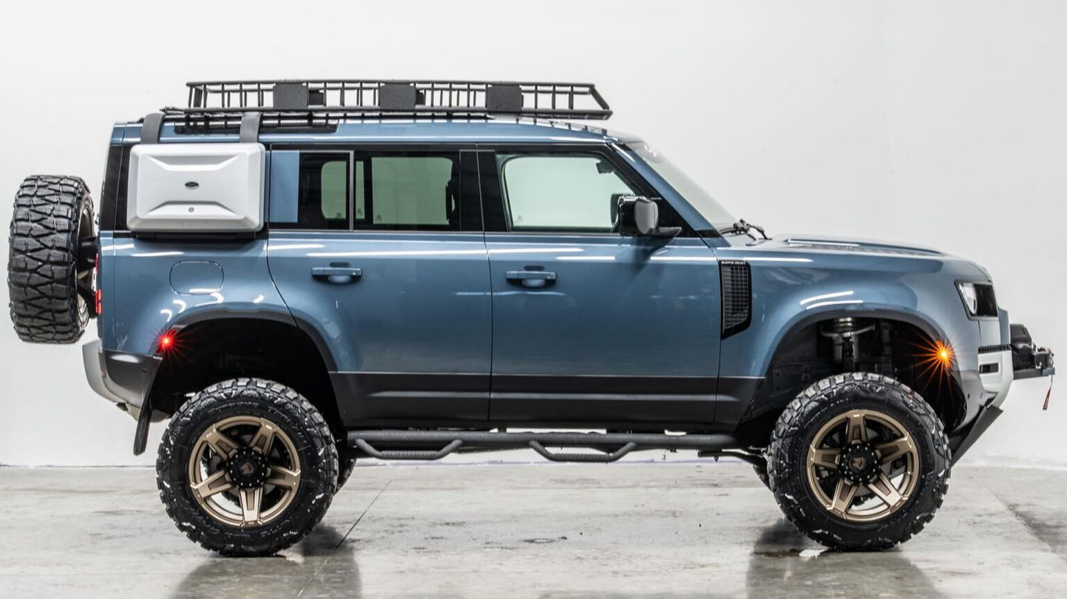Apocalypse’s Lifted Land Rover Defender Looks Like A Real-Life Tonka ...
