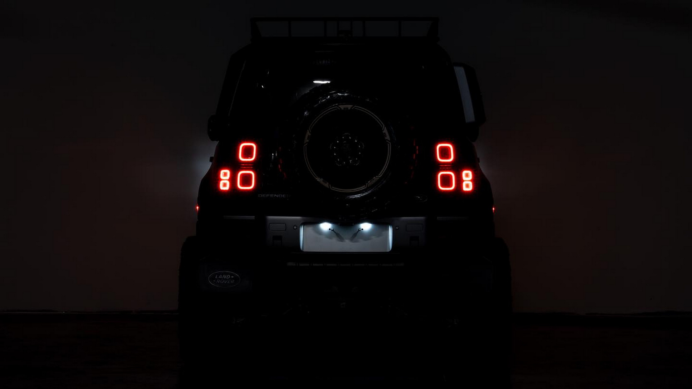 Apocalypse’s Lifted Land Rover Defender Looks Like A Real-Life Tonka ...