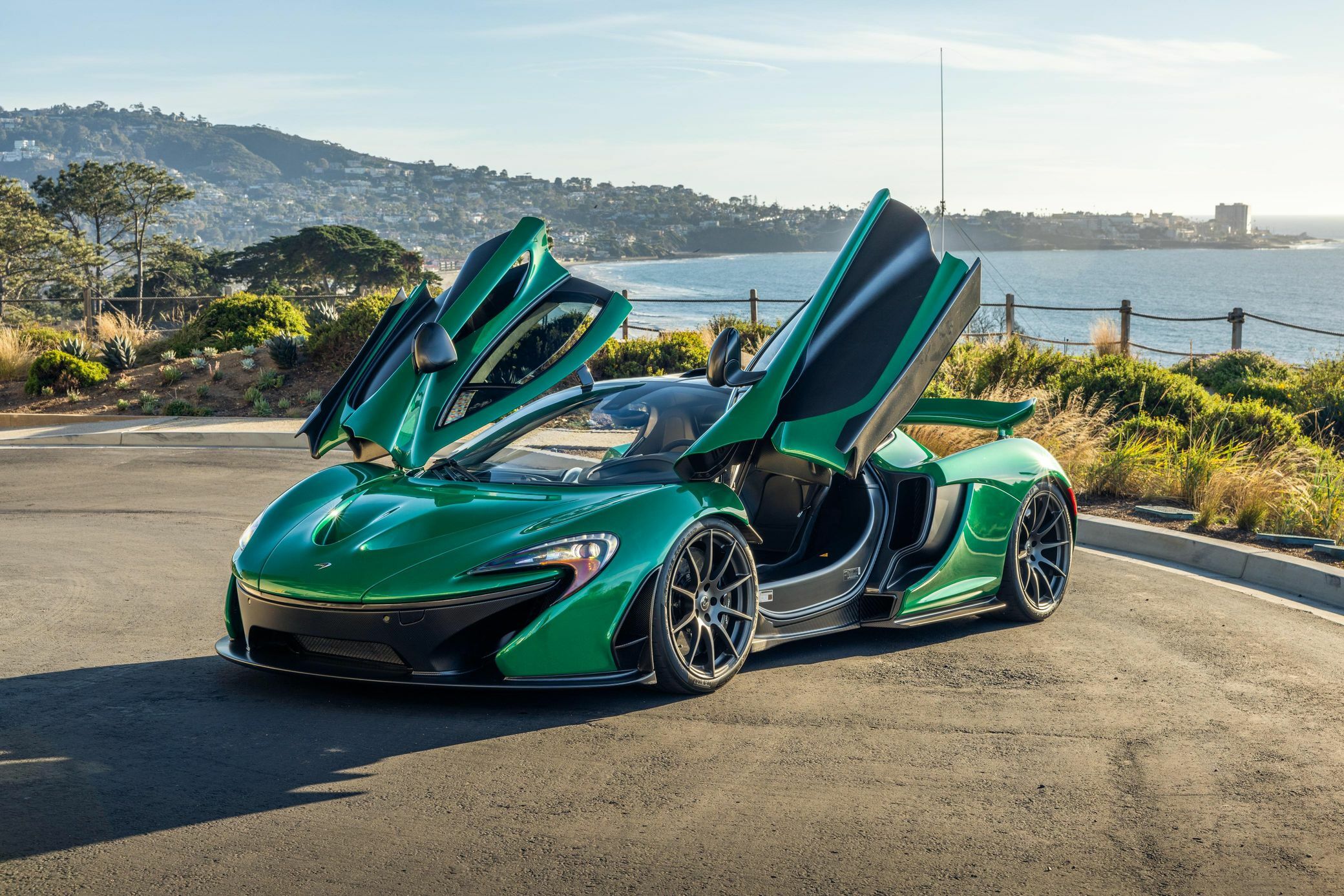 Seven-Figure McLaren P1 Comes With $160,000 Battery Replacement On ...
