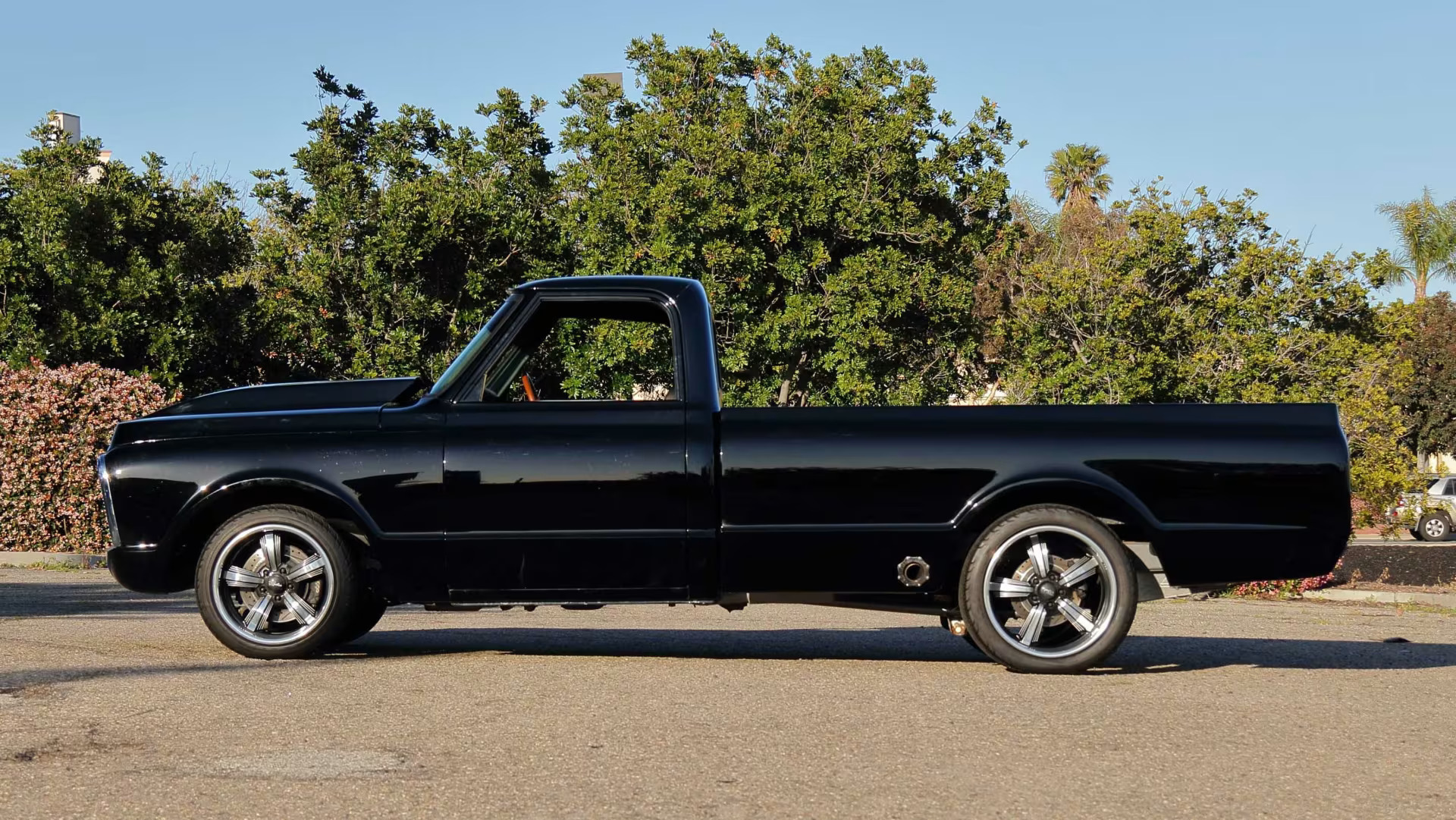 Classic GMC 1500 Pickup Is All Grille And Chrome | Carscoops