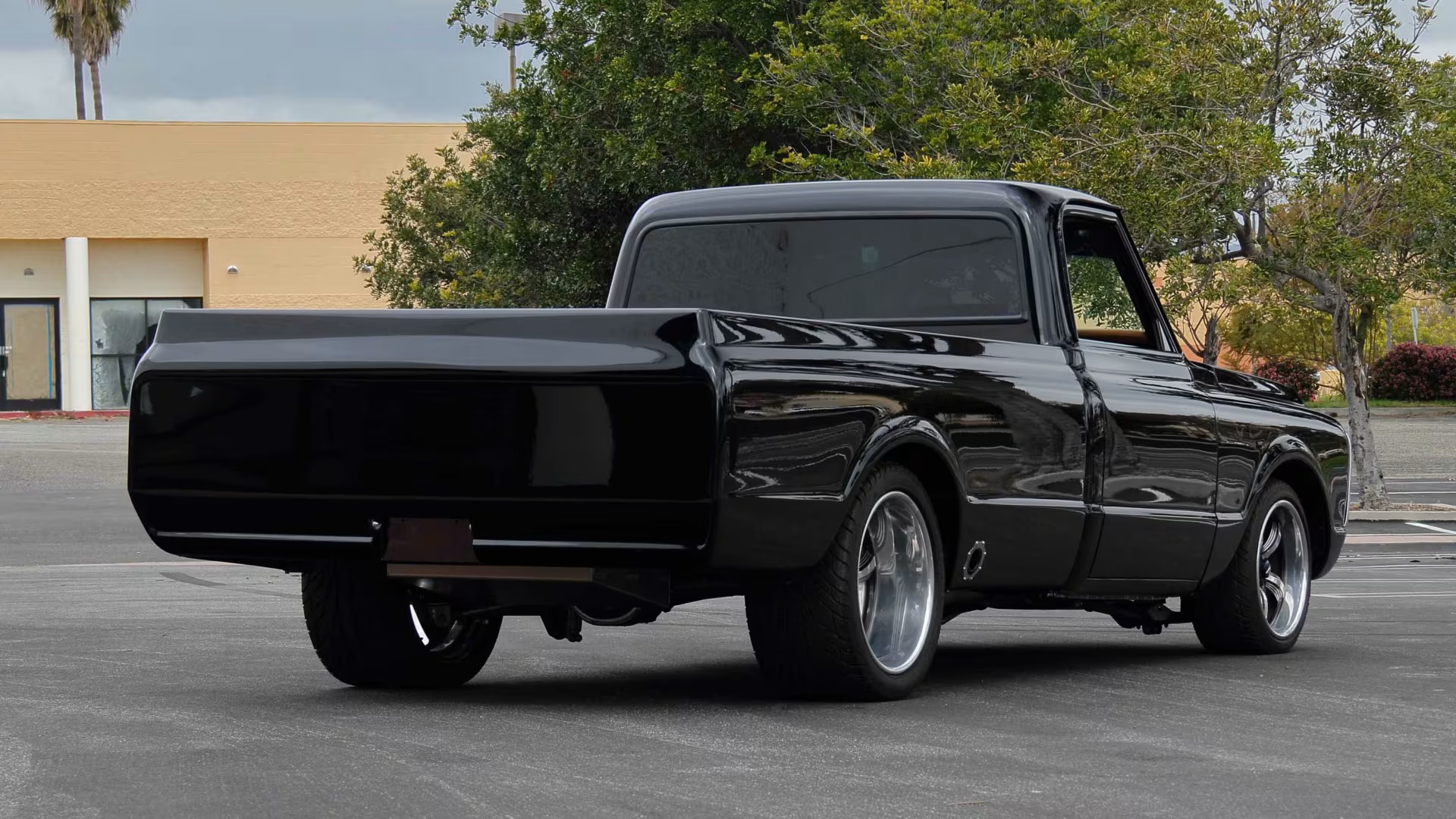 Classic GMC 1500 Pickup Is All Grille And Chrome | Carscoops