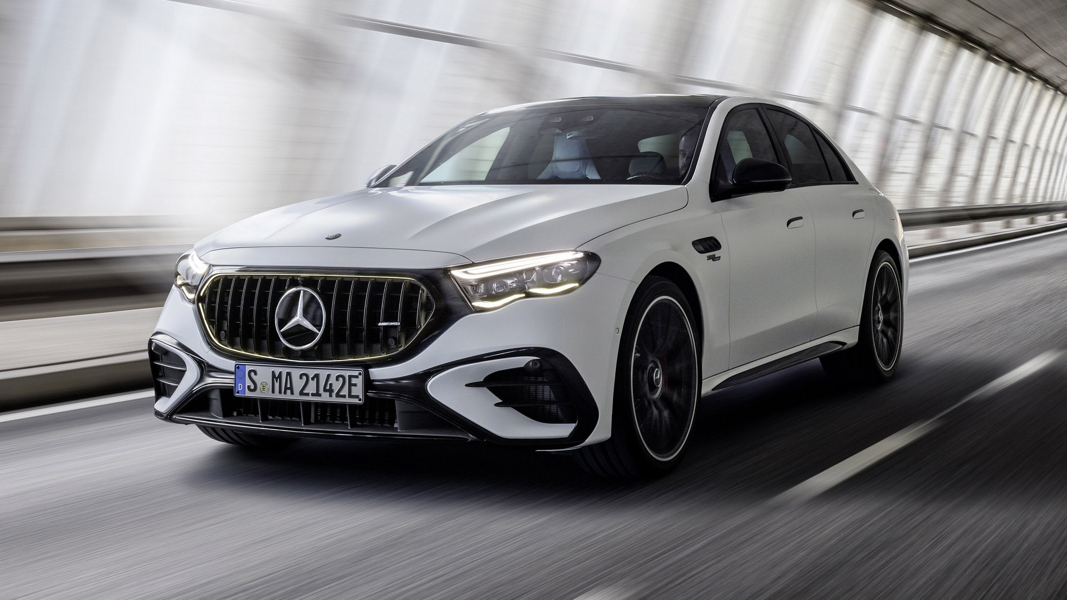Mercedes-AMG E53 Hybrid Debuts With Up To 603 HP Of Electrified Muscle ...