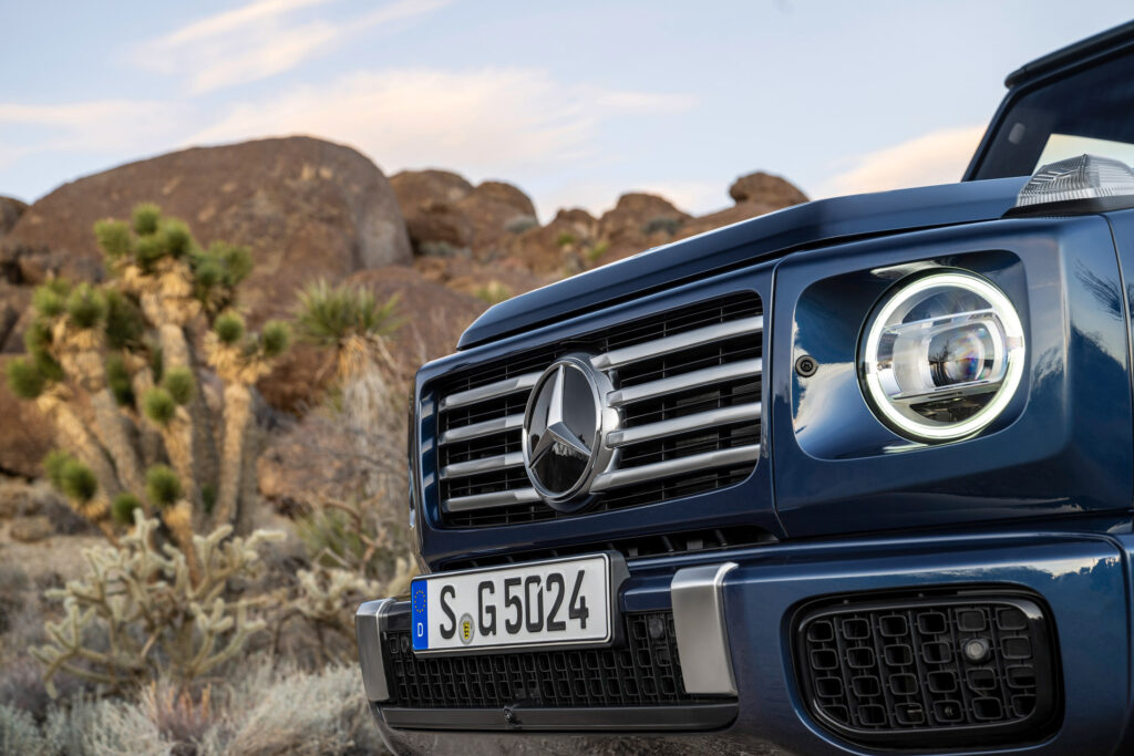 New Mercedes G-Class Gets Hybrid Boost, Virtual Transparent Hood And ...