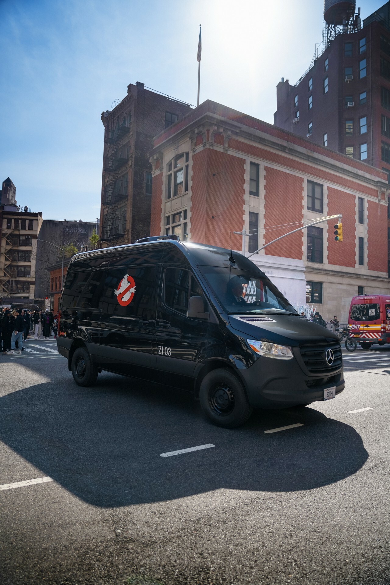 Move Over Ecto-1, Ghostbusters: Frozen Empire To Feature Mercedes ...