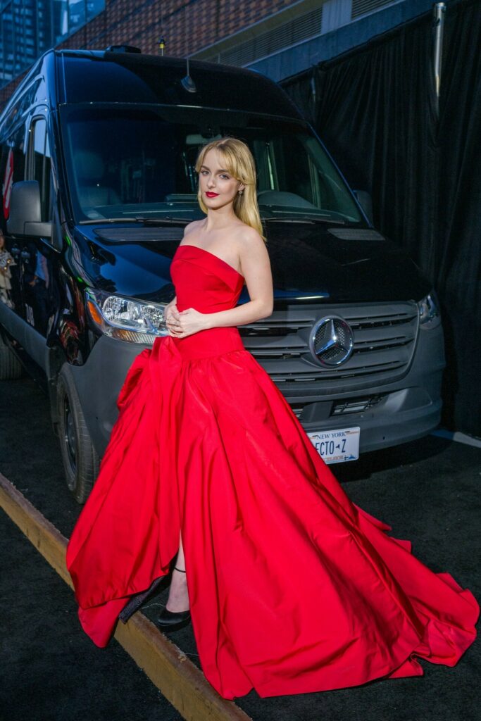 Move Over Ecto-1, Ghostbusters: Frozen Empire To Feature Mercedes ...