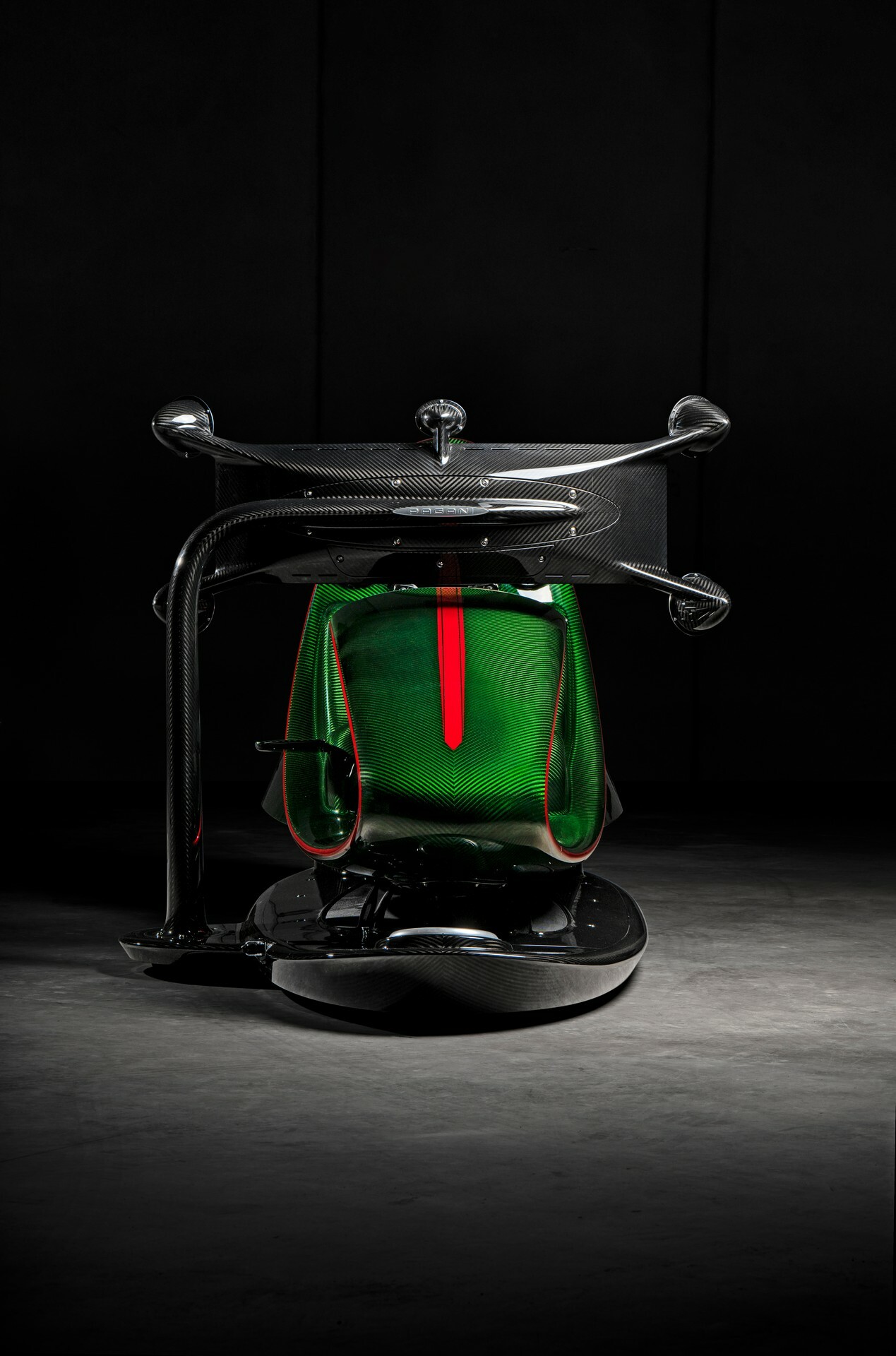 Pagani Huayra R Simulator Is As Extreme And Carbon Fiber Intensive As ...