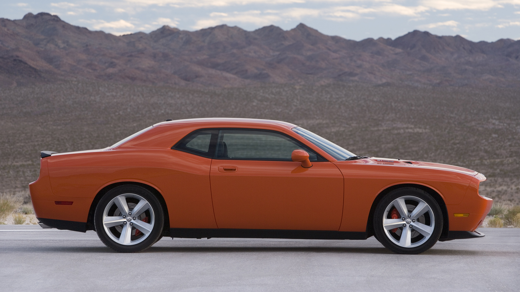 How Does The 2024 Dodge Charger Coupe Compare To The Challenger ...