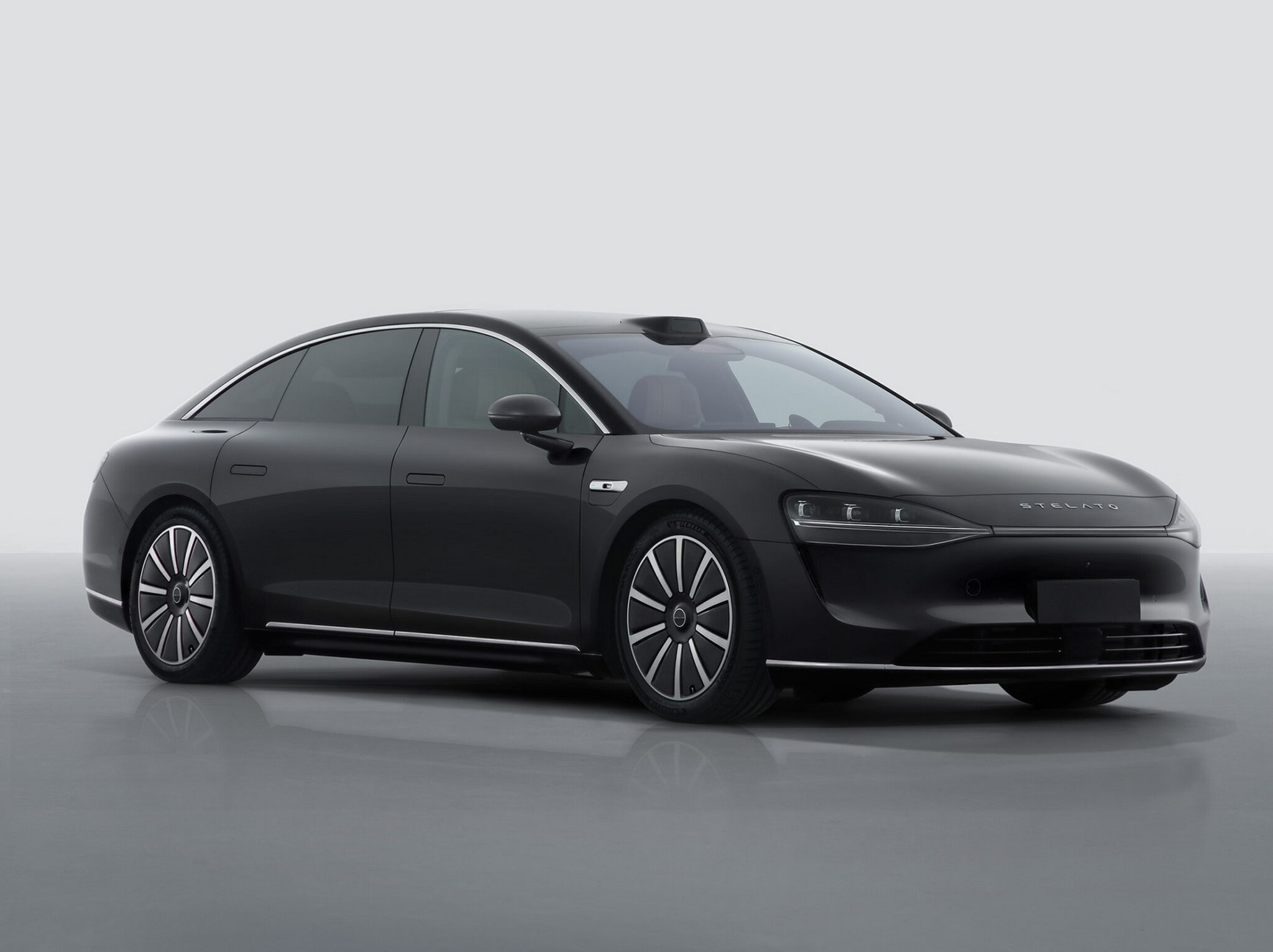 Stelato S9 Is A New Electric Sedan From Tech Giant Huawei And BAIC ...