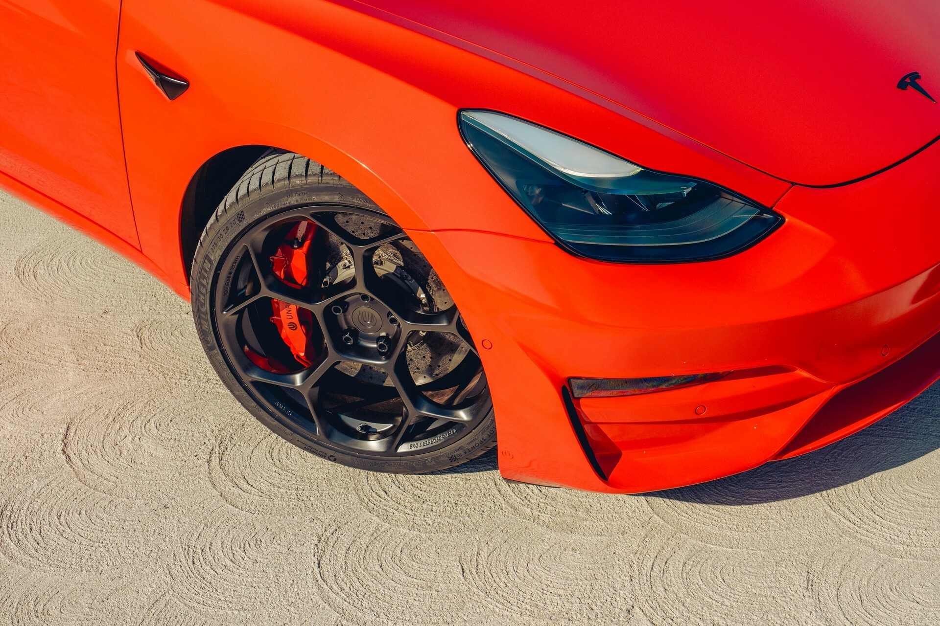 Tesla x Selipanov: Designer Wheels By Unplugged Performance | Carscoops