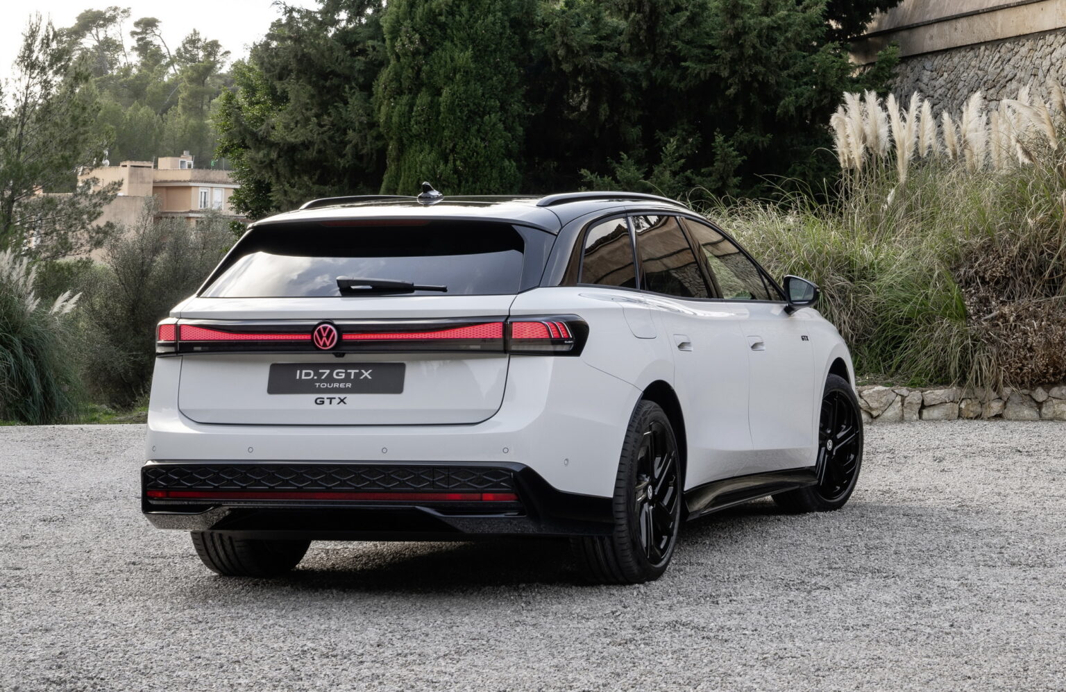 New VW ID.7 GTX Tourer Adds Zing To Electric Wagon With 335 HP | Carscoops