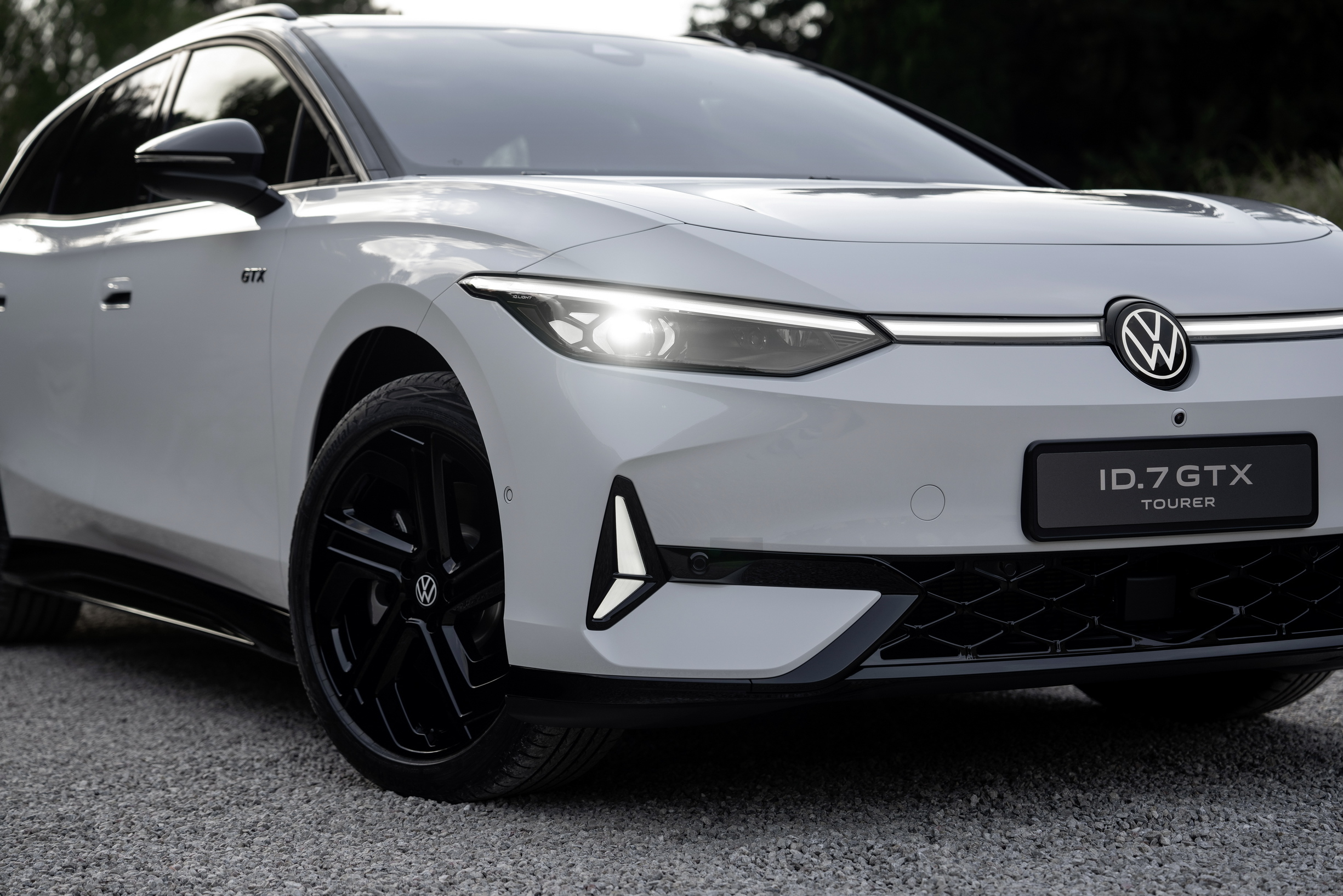 New VW ID.7 GTX Tourer Adds Zing To Electric Wagon With 335 HP | Carscoops