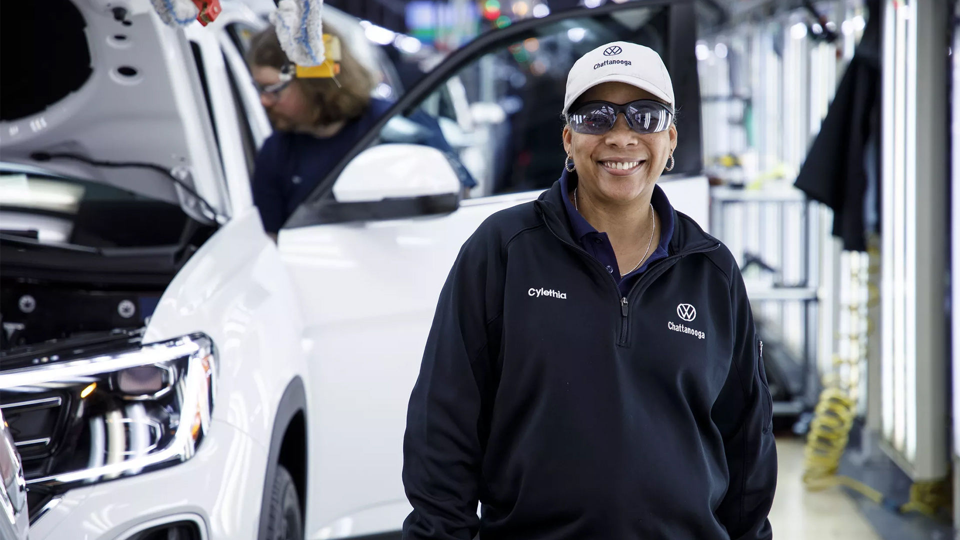 VW’s Tennessee Workers To Vote On Unionizing Next Month | Carscoops