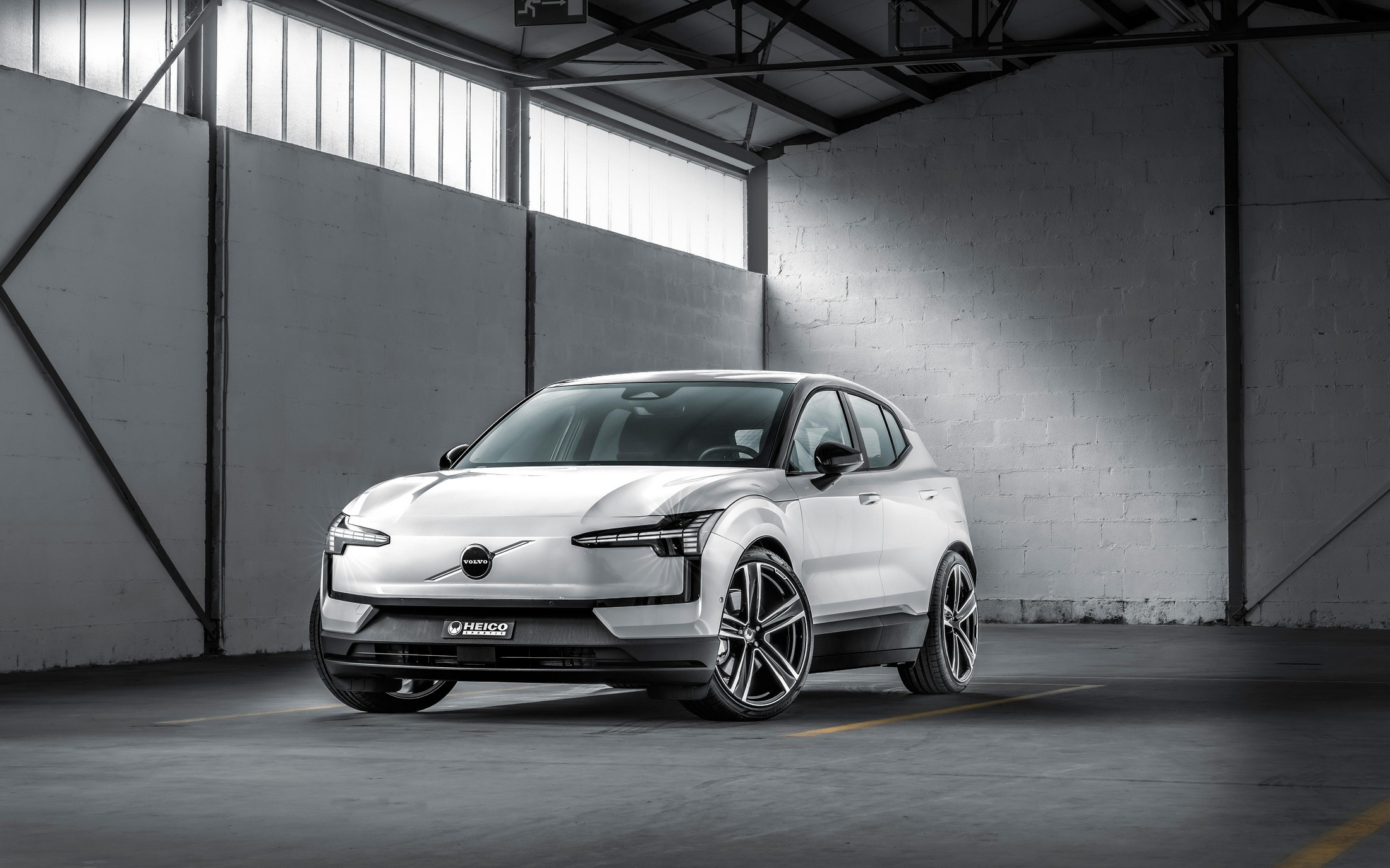 Volvo EX30 Spiced Up With Bodykit And 21-Inch Wheels From Heico Sportiv ...