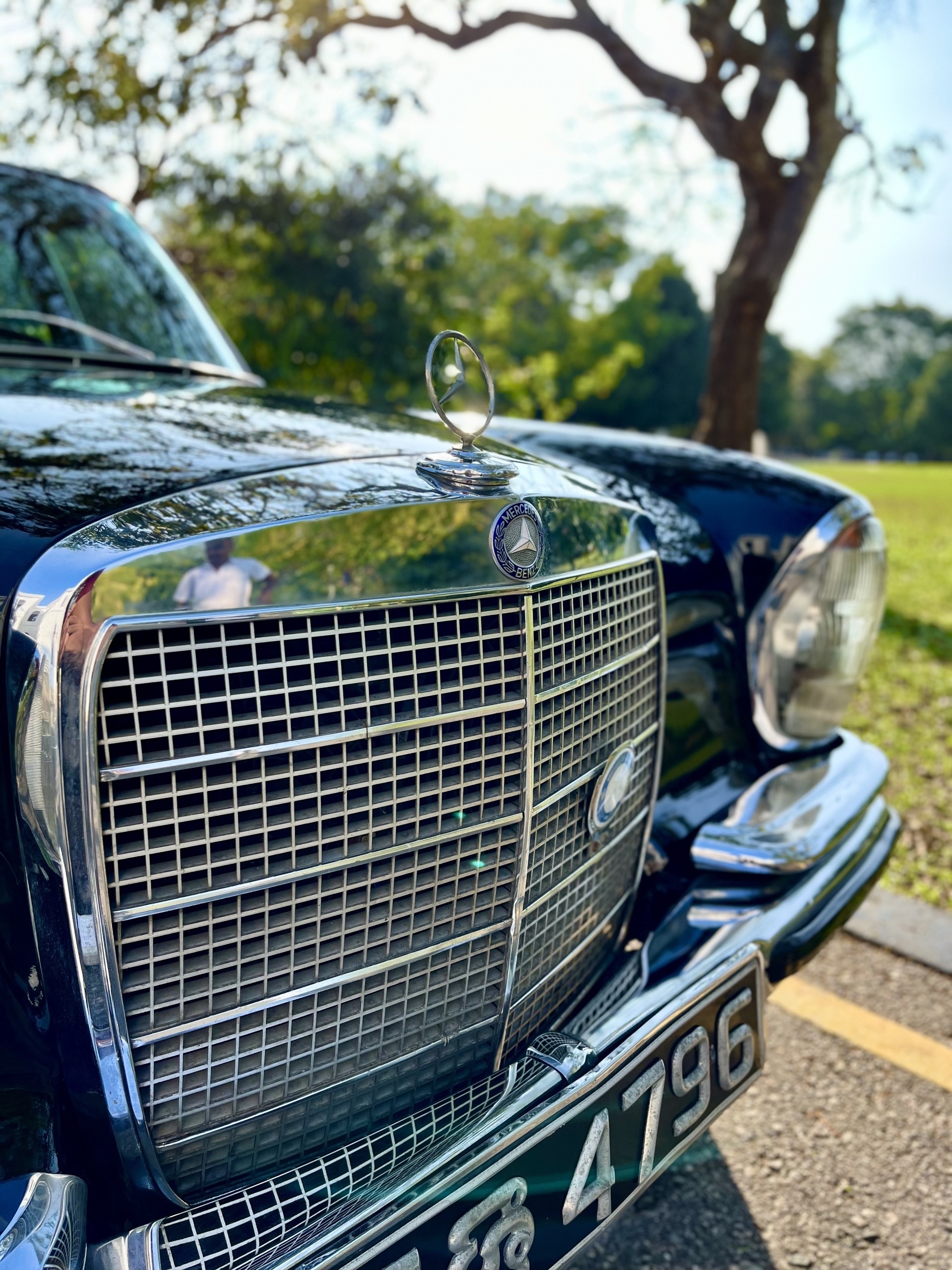 Classic Drive: The Mercedes-Benz 280S Shows Us What It Means To Be Unique | Carscoops