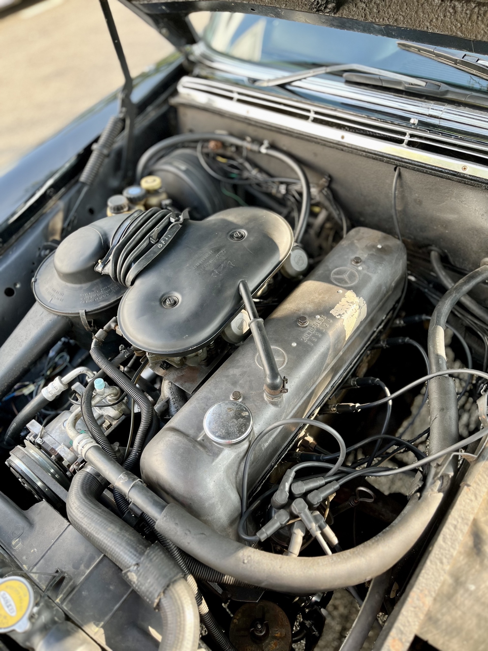 Classic Drive: The Mercedes-Benz 280S Shows Us What It Means To Be ...