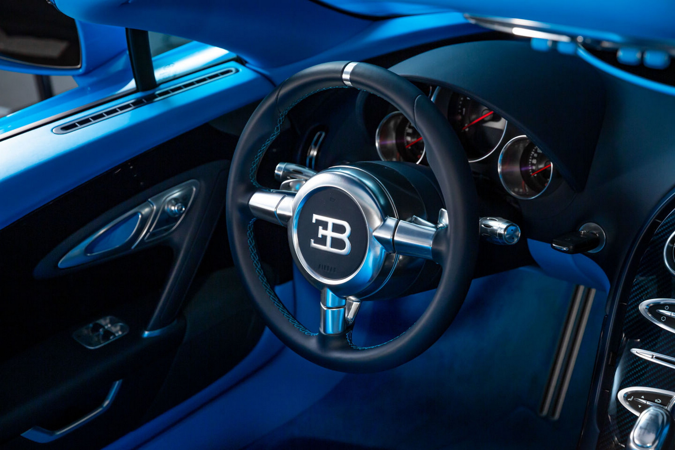 Bugatti Veyron GS Vitesse “Transformers” Proves You Don’t Have To Grow ...