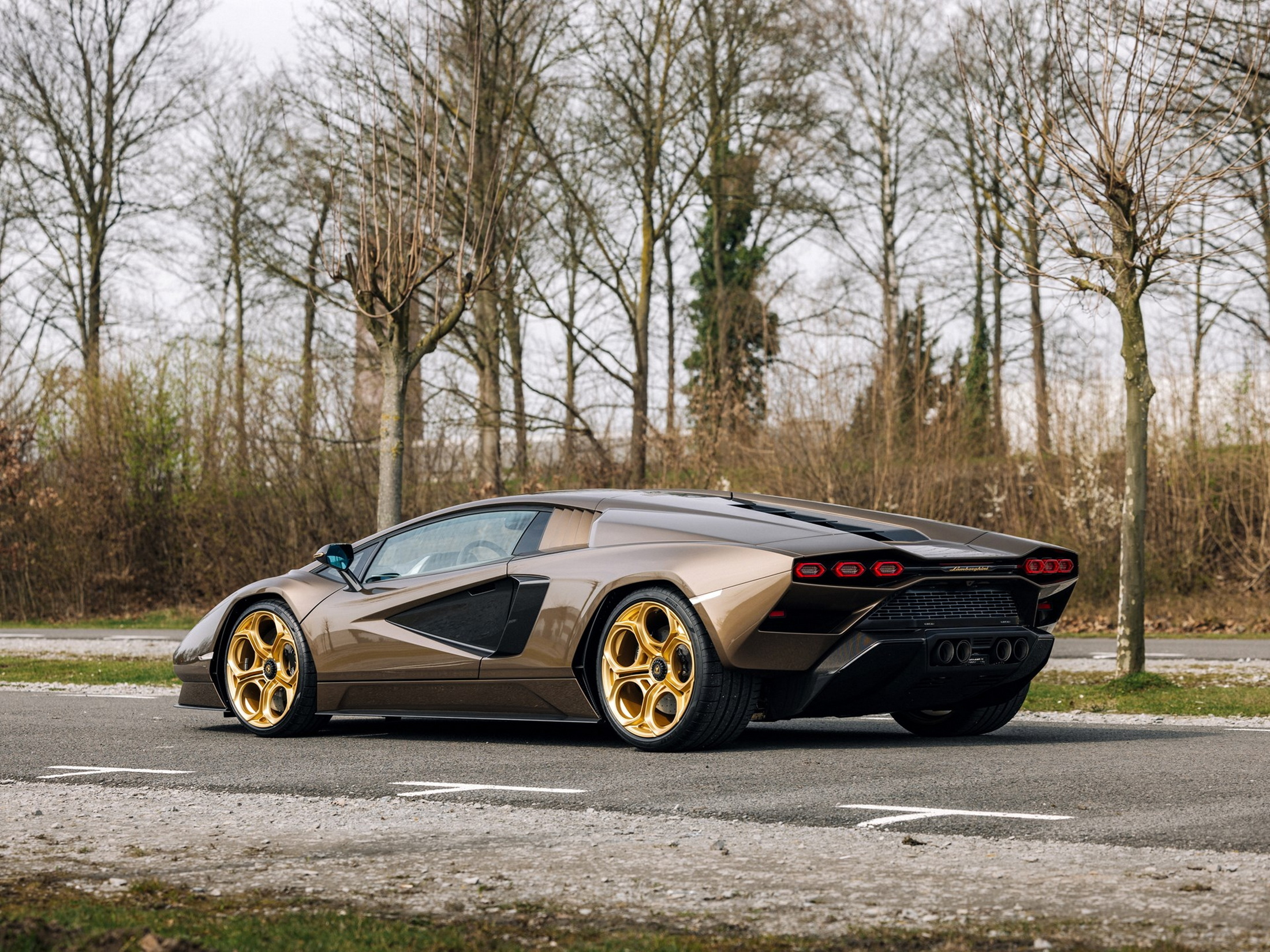 There’s No Other Lamborghini Countach LPI 800-4 Like This One | Carscoops