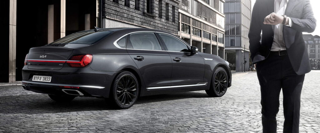 Kia’s Flagship K9 Sedan Updated With A New Grille And Fresh Features ...
