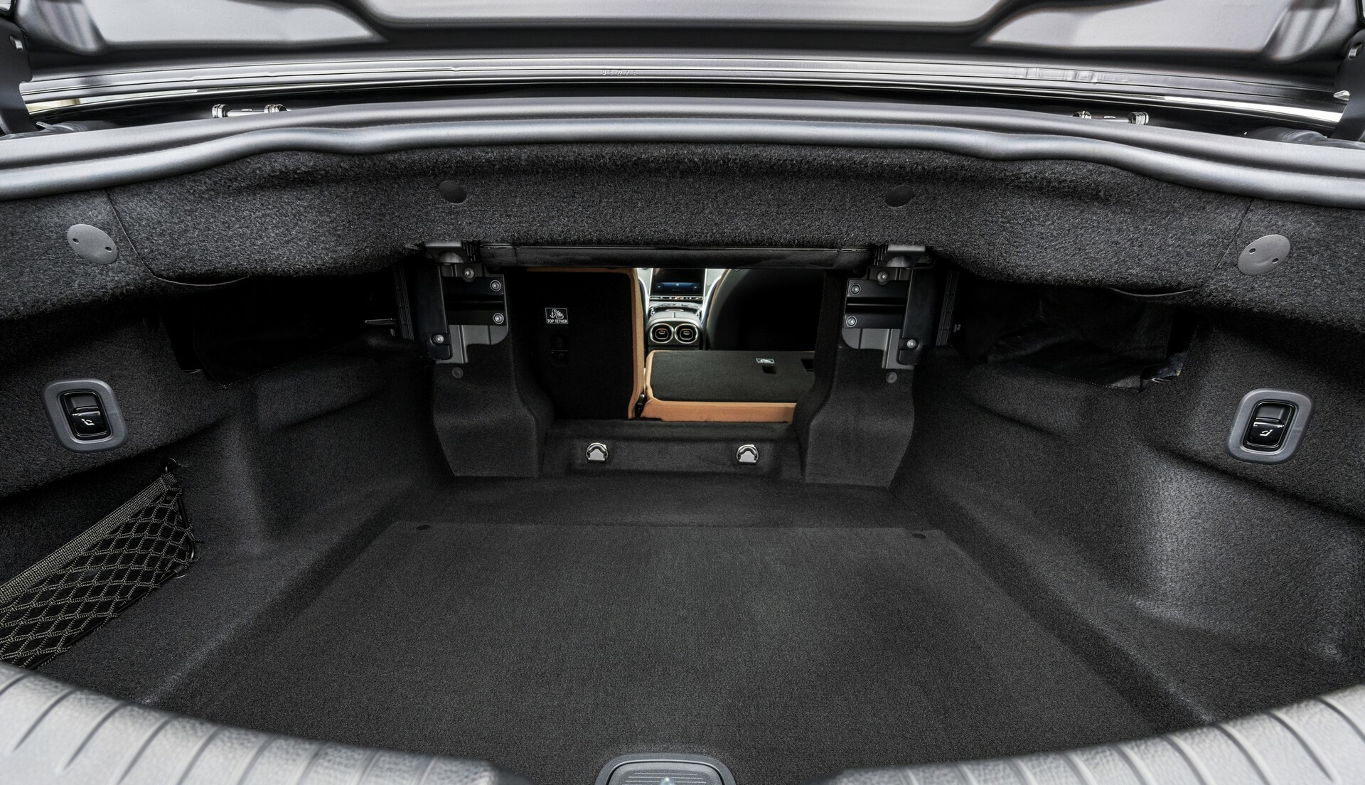 Sun’s Out, Top’s Down: New Mercedes CLE Cabriolet Priced From $64,350 ...