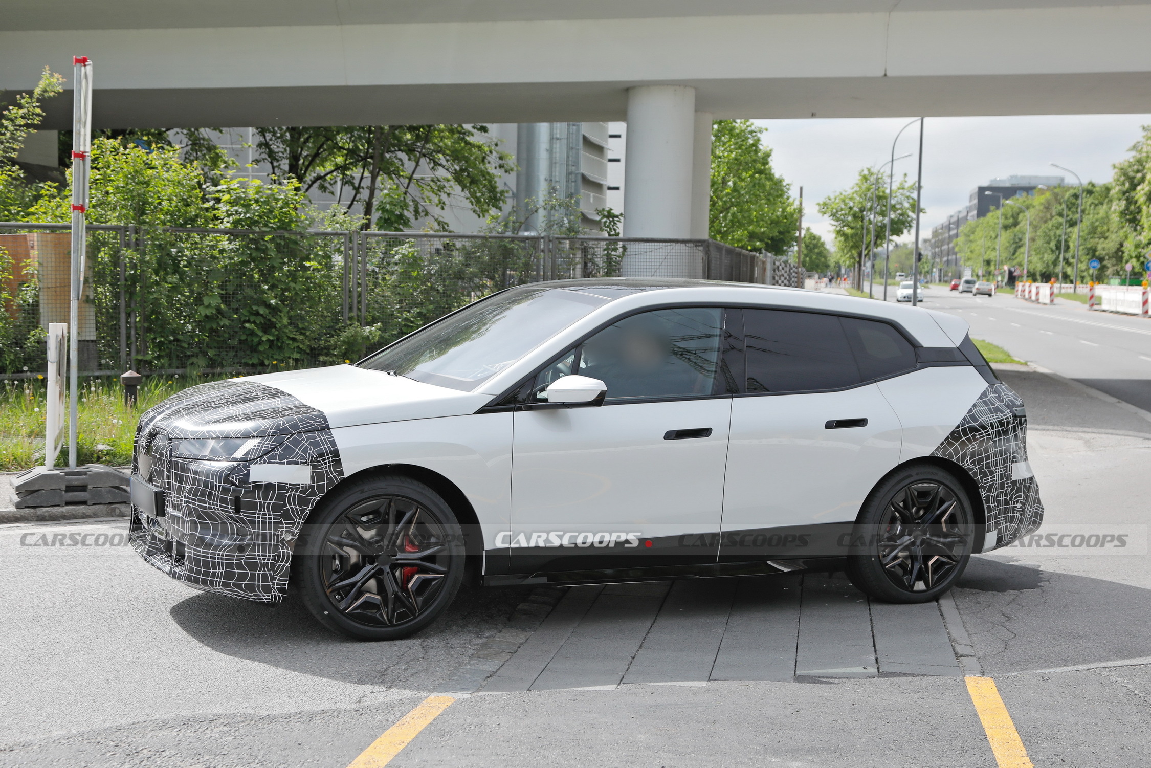 2026 BMW iX Gets Glowing Grille And More Power But No Prettier | Carscoops
