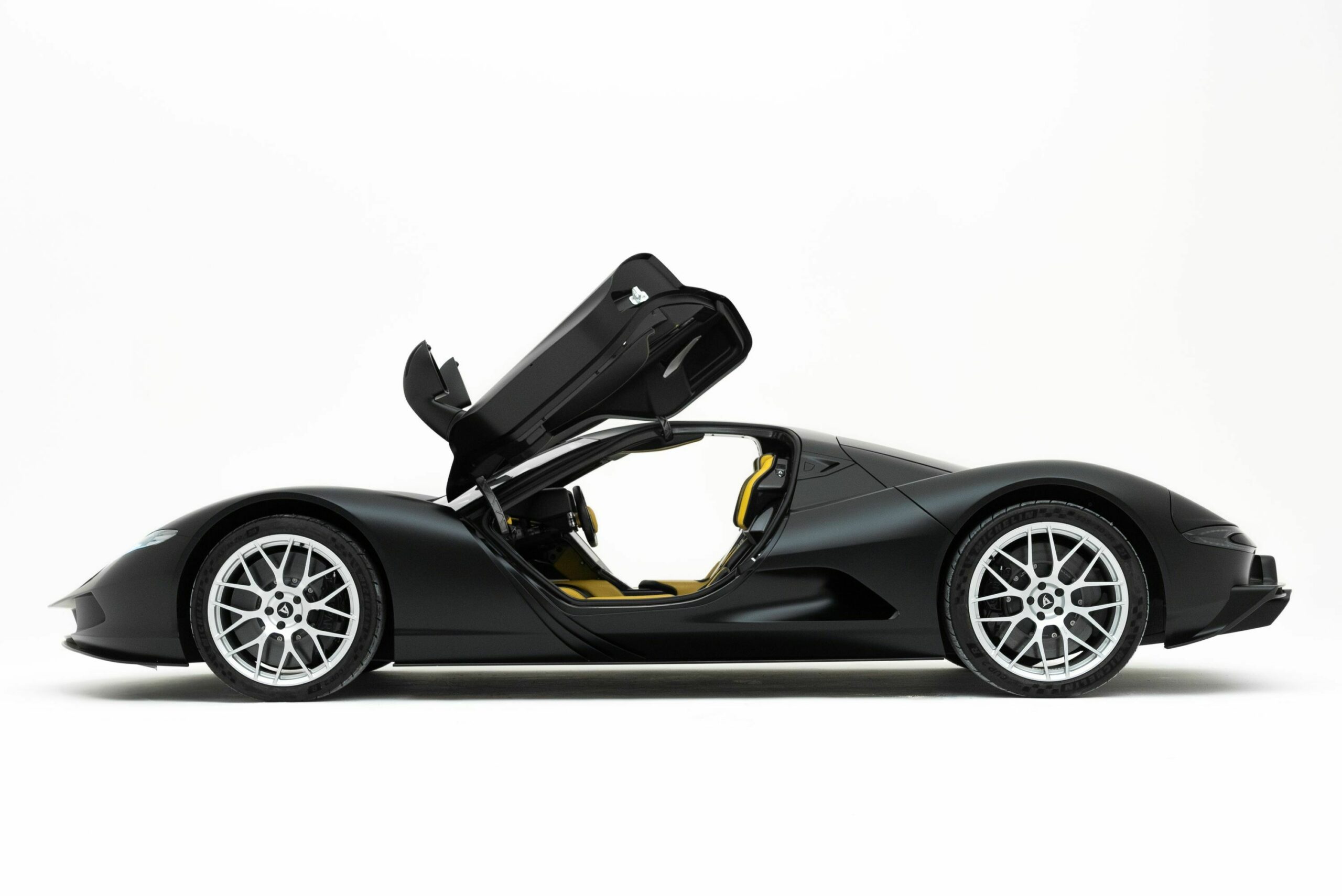 First Aspark Owl Hits The Auction Block: Own One Of The World’s Fastest ...