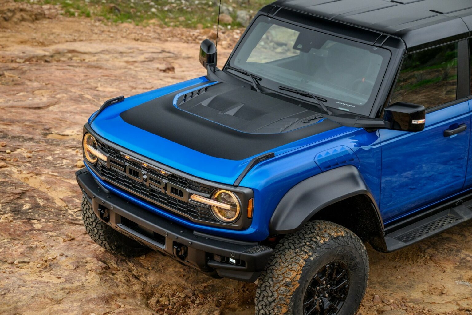 Ford Bronco Raptor Goes Dark With $4,995 Black Appearance Package ...