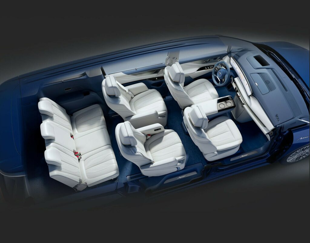 Buick GL8 PHEV Debuts With 30-Inch Display And Second-Row Aviation ...