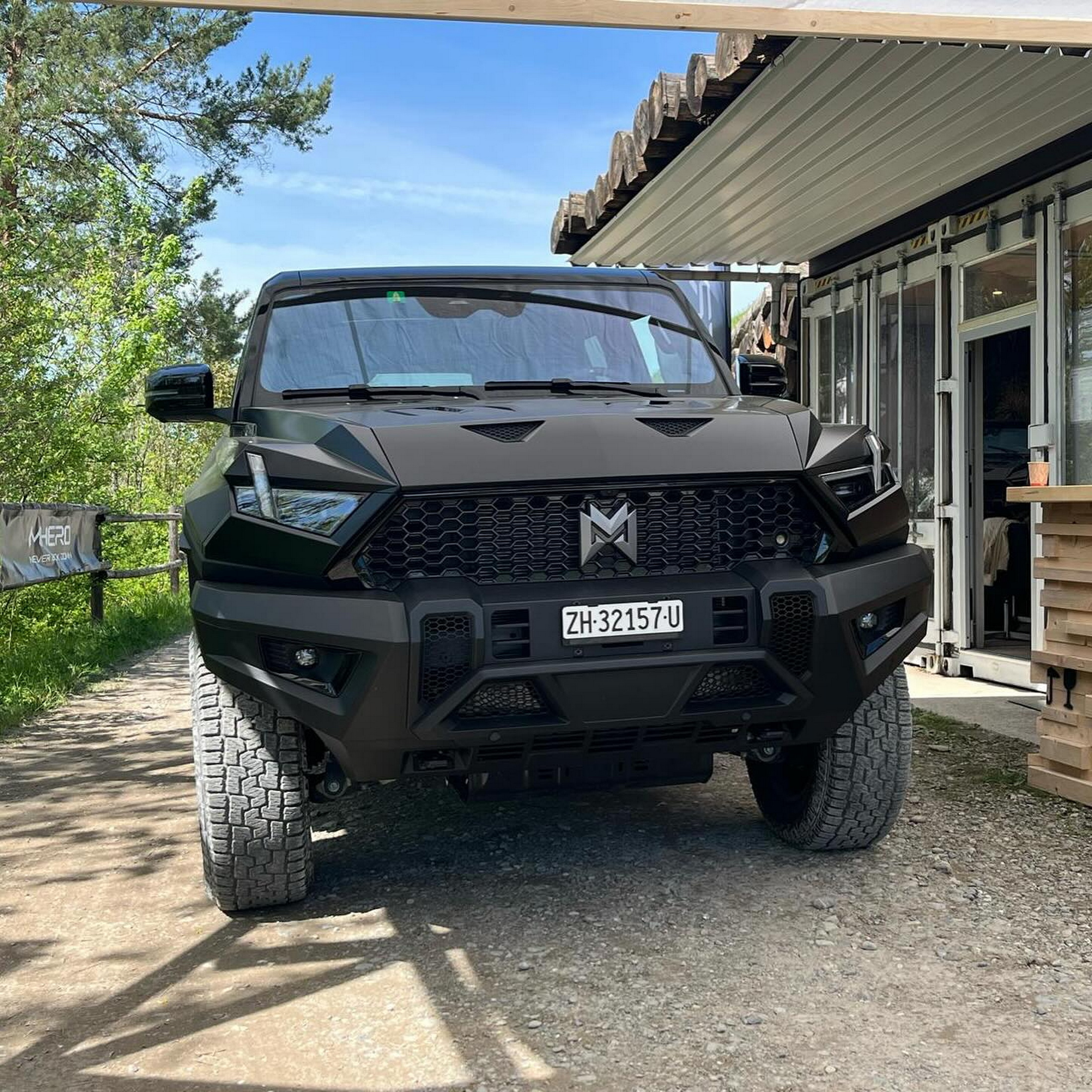 You Can’t Get A GMC Hummer In Europe But You Can Buy China’s Dongfeng ...