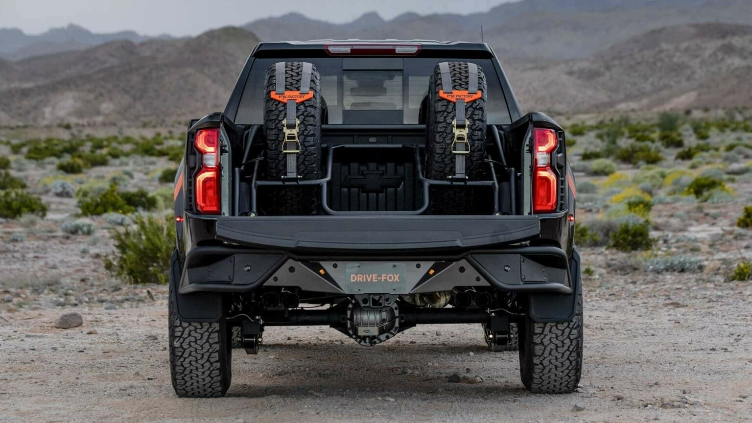 700 HP Chevy Silverado Fox Factory Wants To Blow Away The F-150 Raptor ...