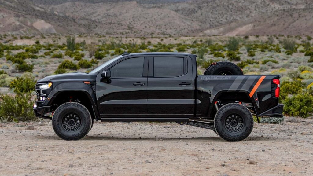 700 HP Chevy Silverado Fox Factory Wants To Blow Away The F-150 Raptor ...