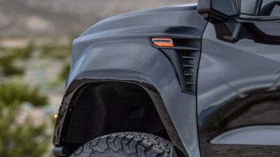 700 HP Chevy Silverado Fox Factory Wants To Blow Away The F-150 Raptor ...