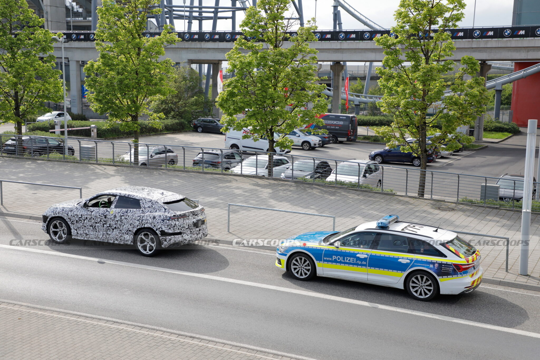 2025 Lamborghini Urus Prototype Pulled Over By Police | Carscoops