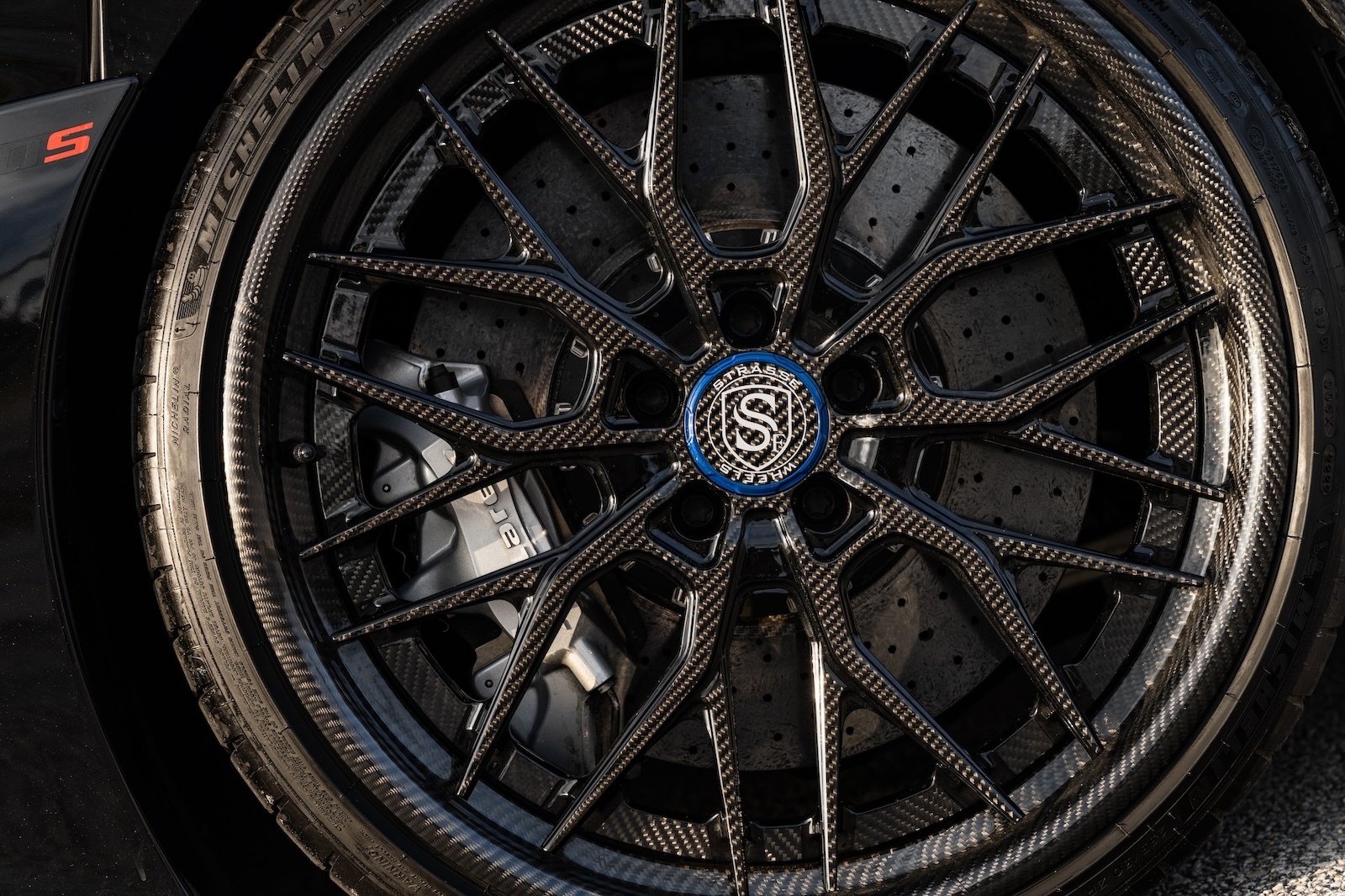 Would You Put Carbon Fiber Skins On Your McLaren’s Alloy Wheels ...