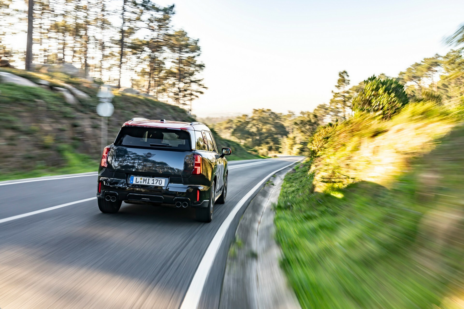 Mini’s New Electric Aceman SUV Poses Before Imminent Debut | Carscoops